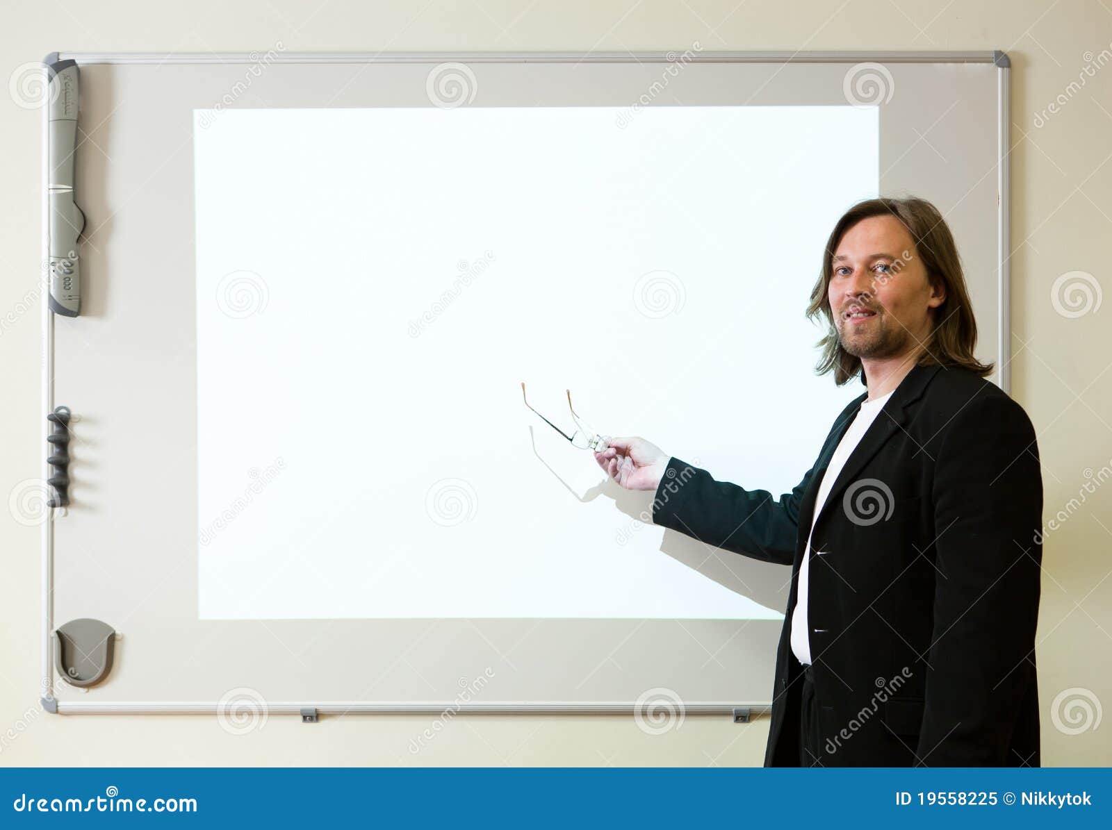 Man making a presentation stock image. Image of show - 19558225