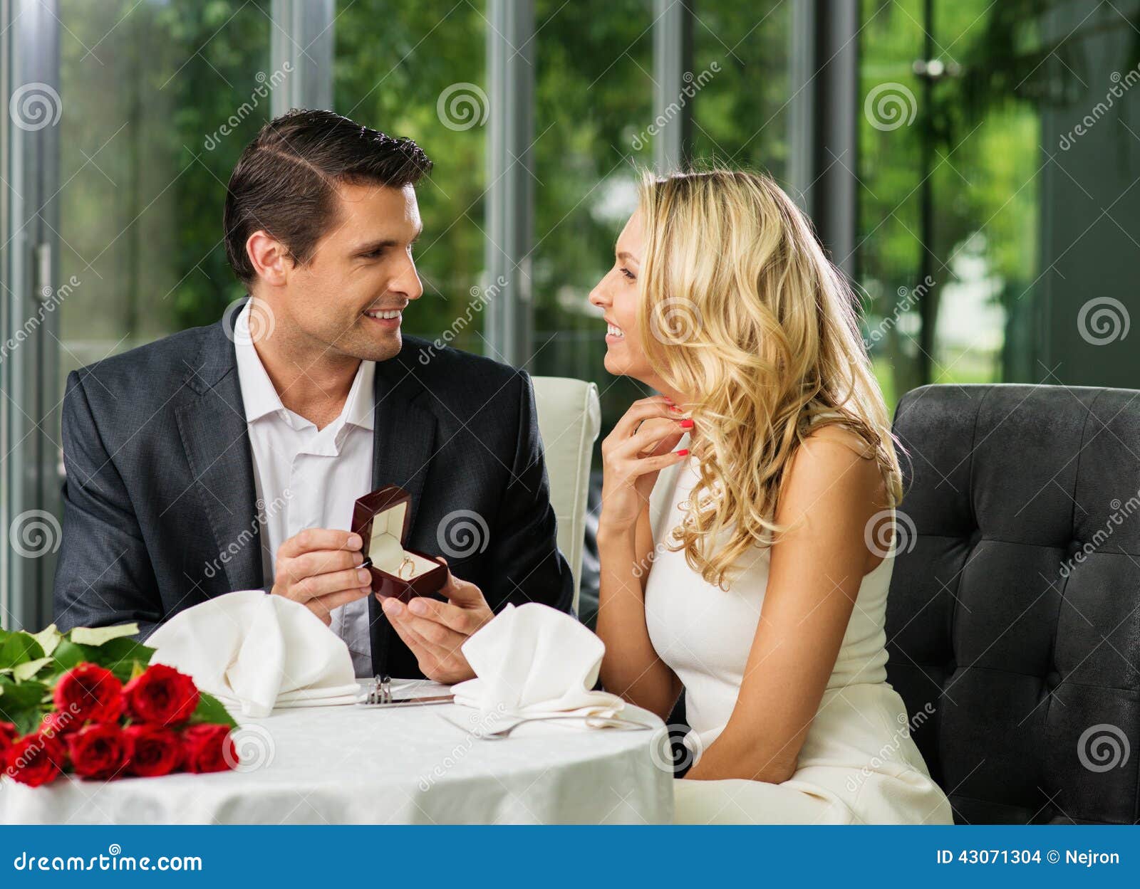 Man Making Propose To His Girlfriend Stock Photo - Image of boyfriend ...
