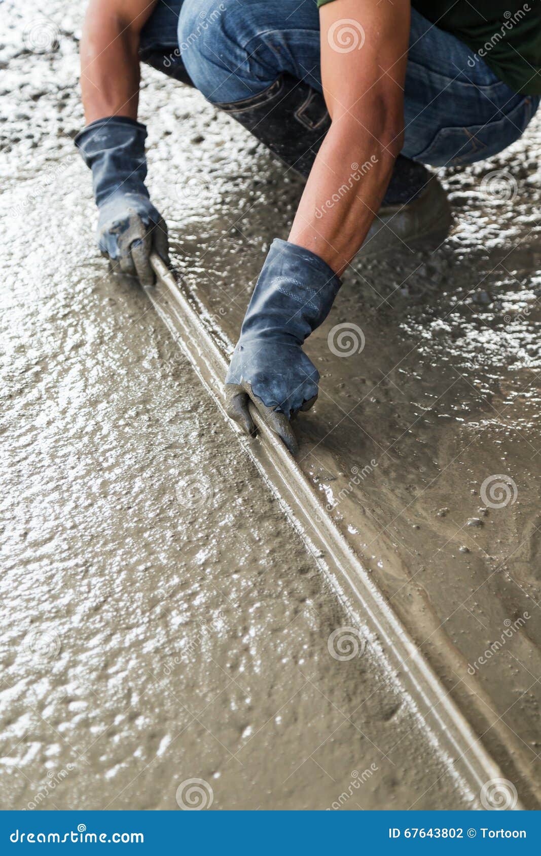 Man Mason Building a Screed Coat Cement Stock Photo - Image of floor ...