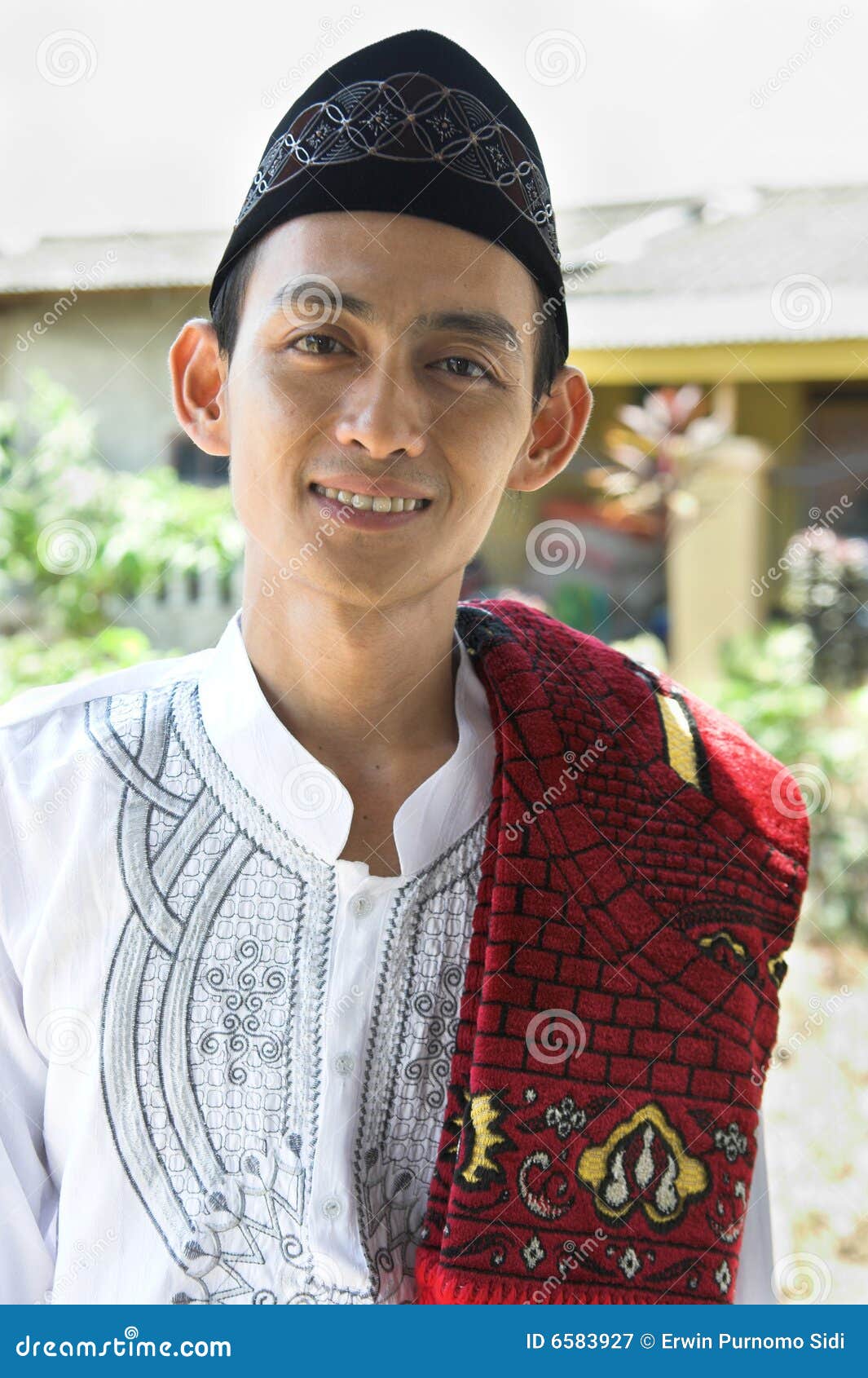 Man in muslim costume stock image. Image of culture, male - 6583927