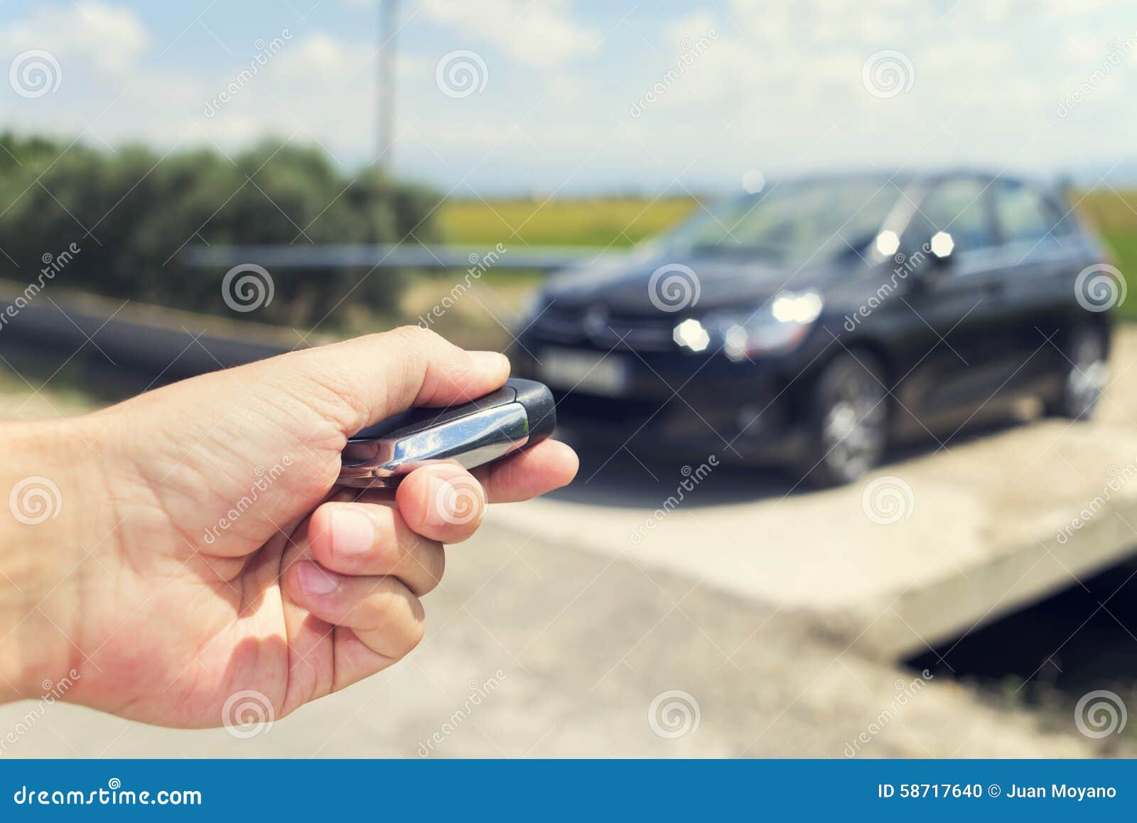 531 Man Unlocking Car Stock Photos - Free & Royalty-Free Stock Photos ...