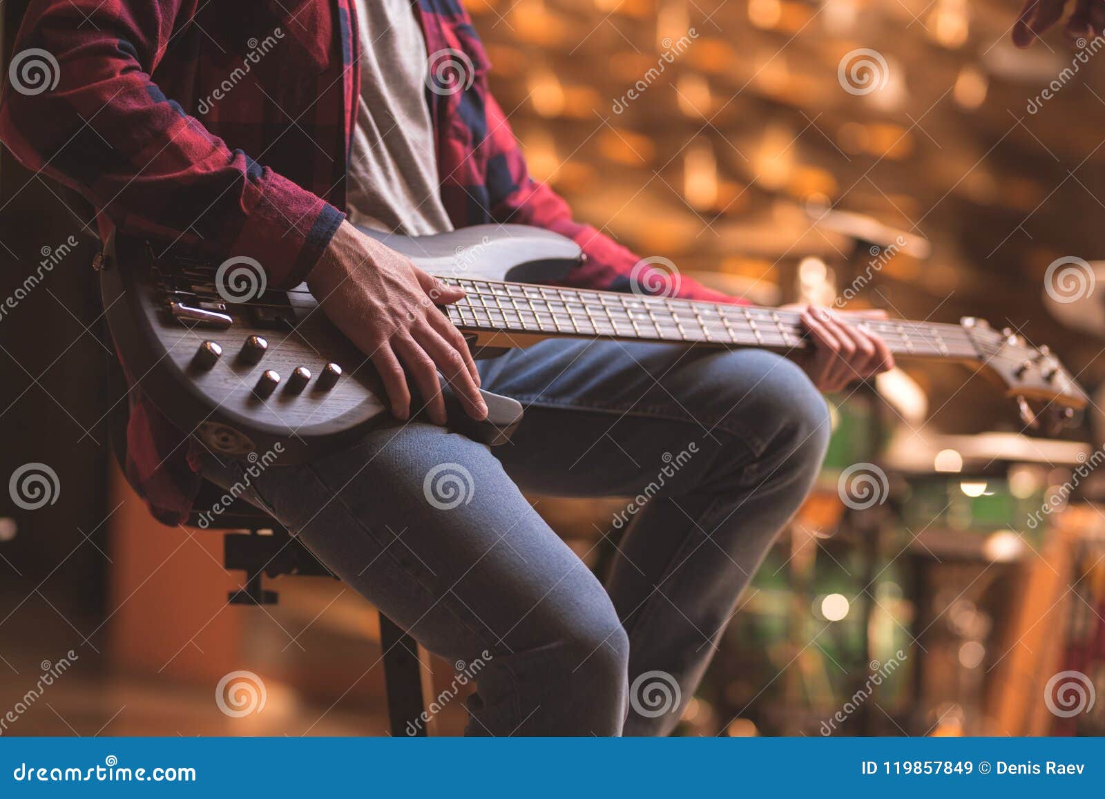 Man playing bass guitar stock image. Image of salesman - 119857849