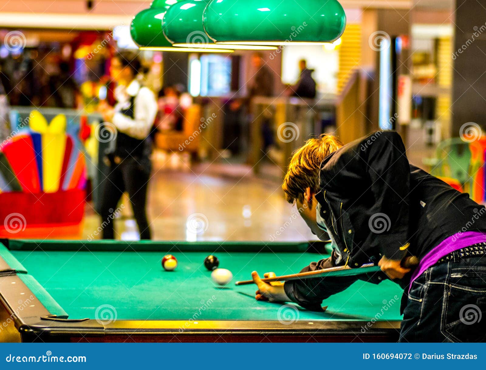 Man playing Billiards editorial photography. Image of cozy - 160694072