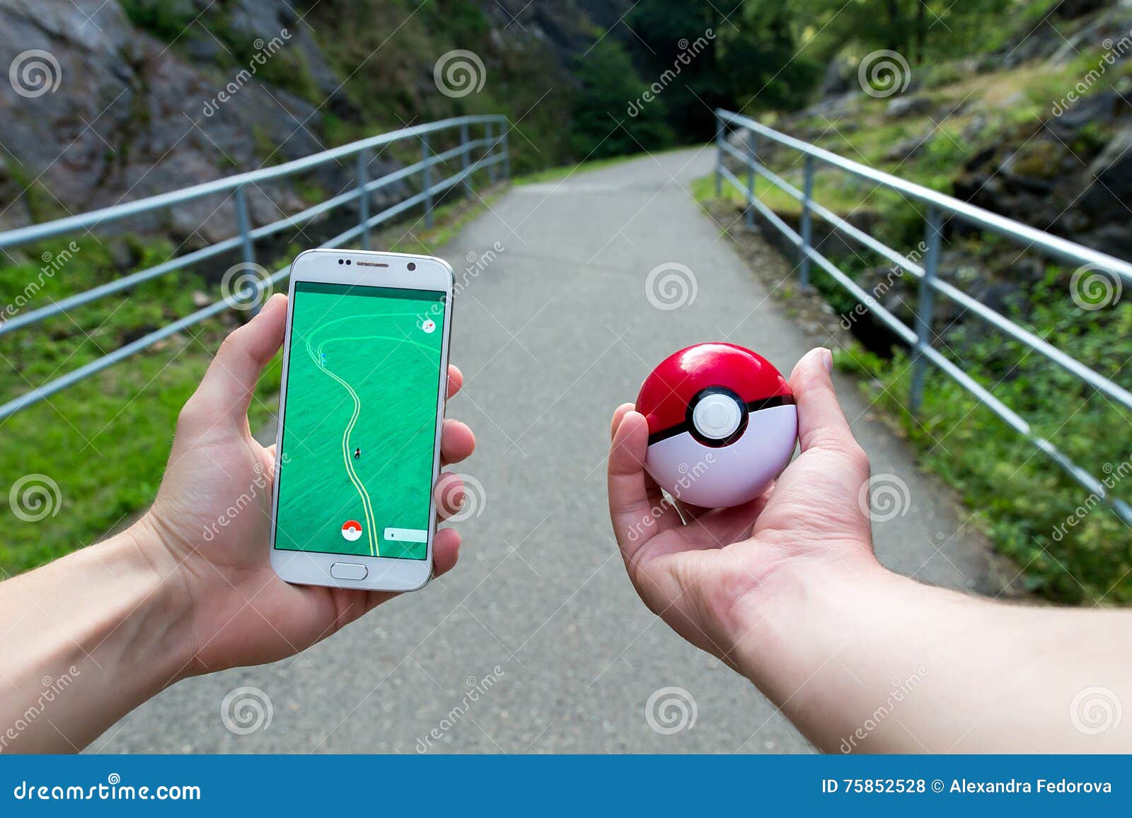 Man Playing Pokemon Go Outdoor Editorial Stock Photo - Image of walking ...