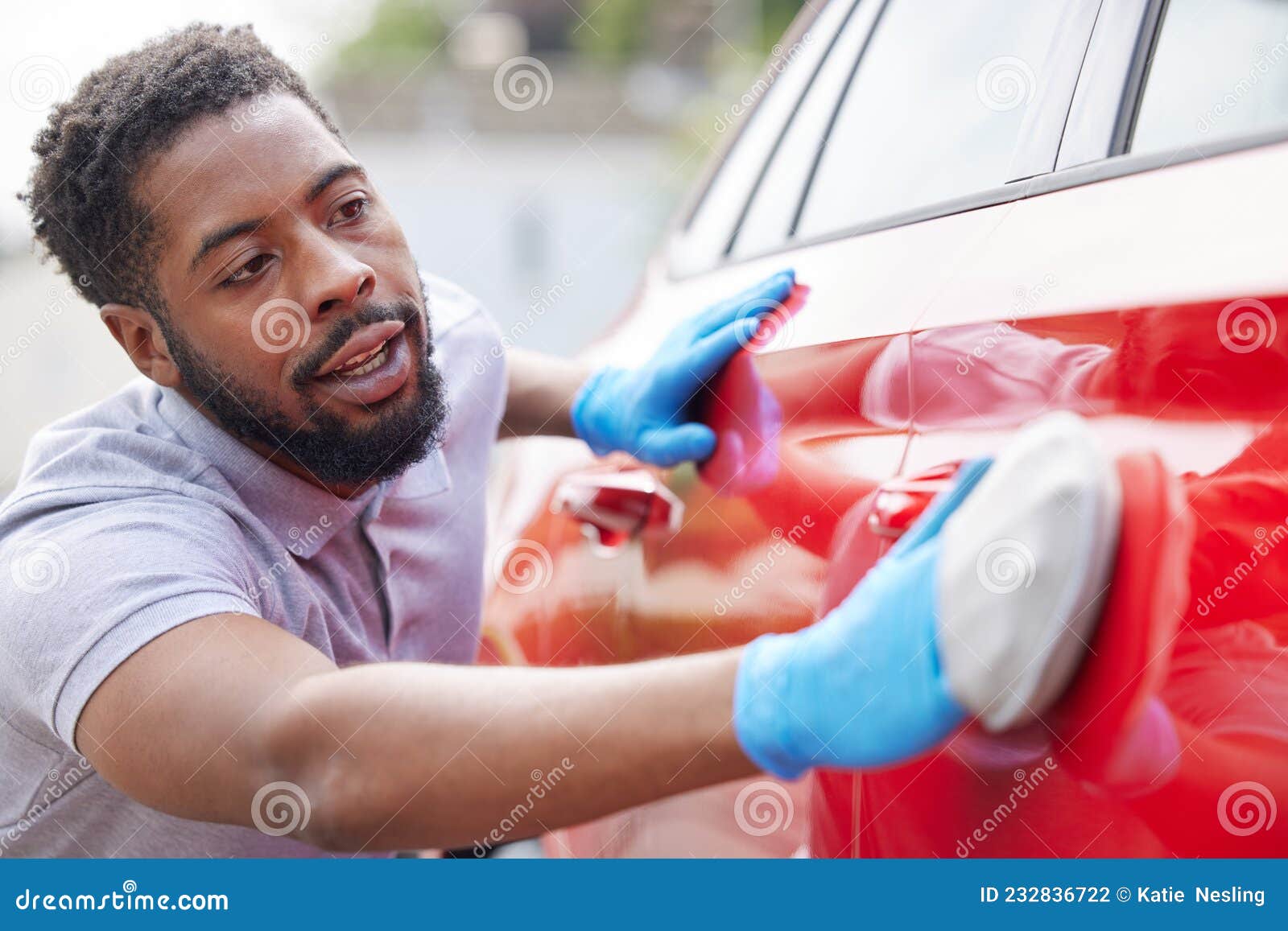 Man Polishing Bodywork of Car during Valet Stock Photo - Image of ...