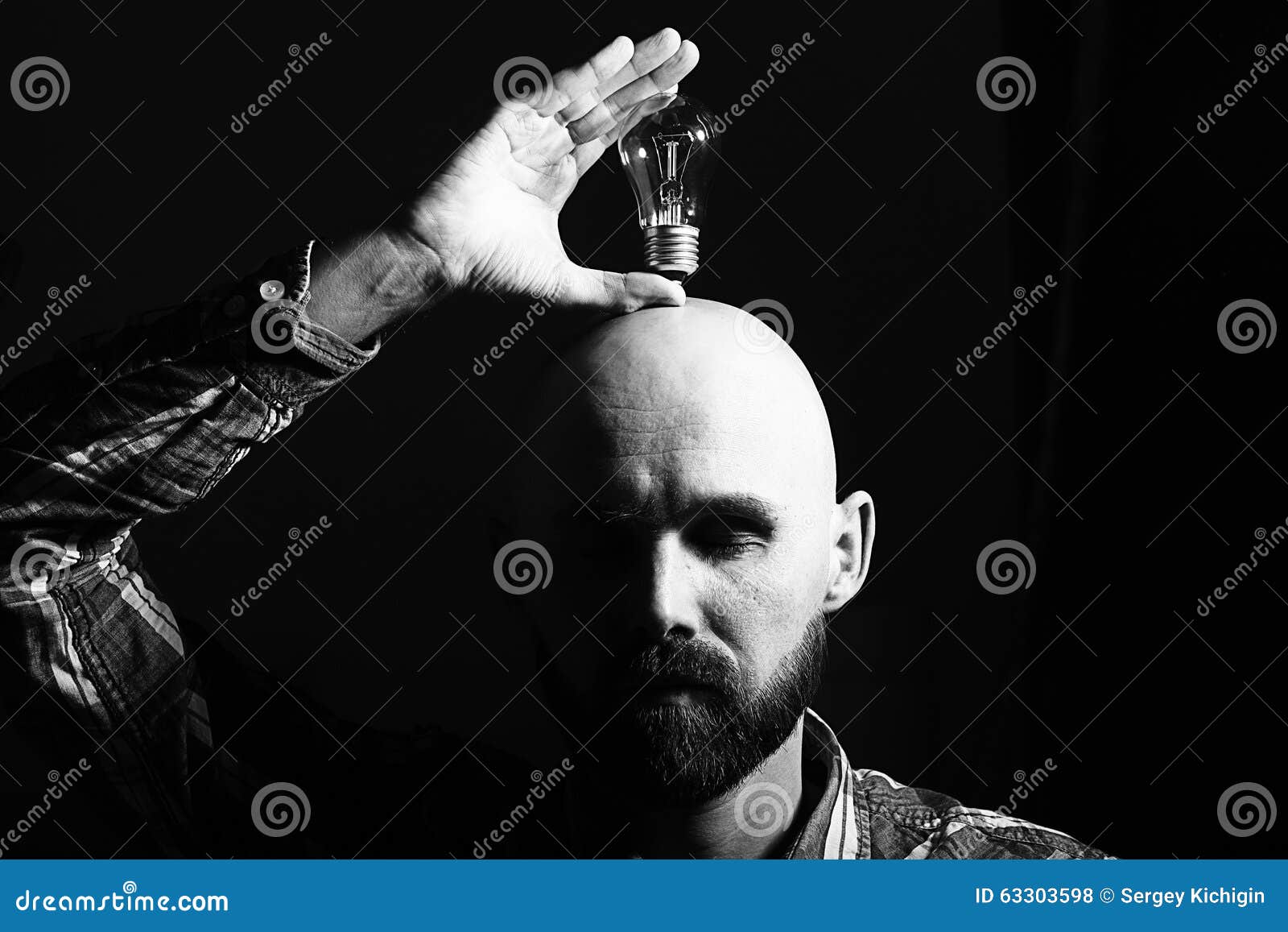 Man Portrait with Light Bulb Stock Photo - Image of discovery, creative ...