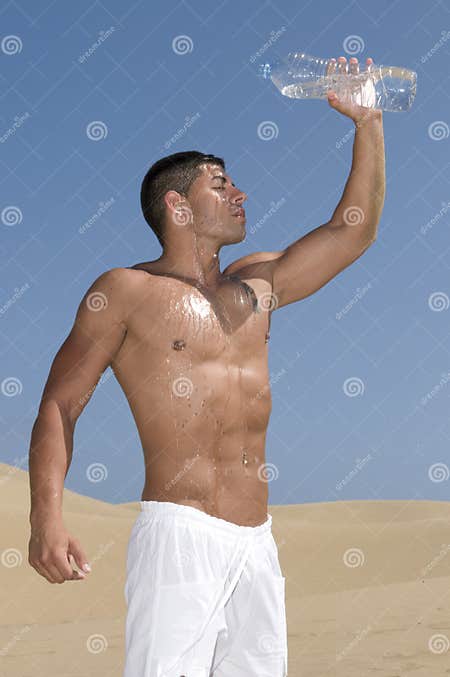 Man Pouring Water Over Face Stock Image - Image of quench, exercise ...