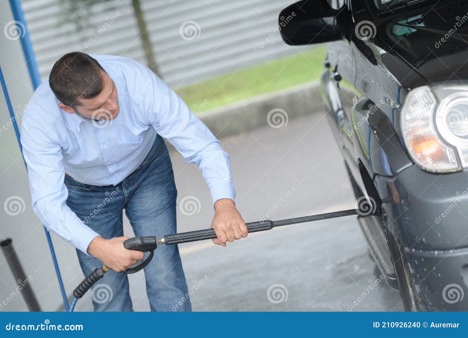 Man Power Washing Wheels Vehicle Stock Photo - Image of tyre, carwash ...