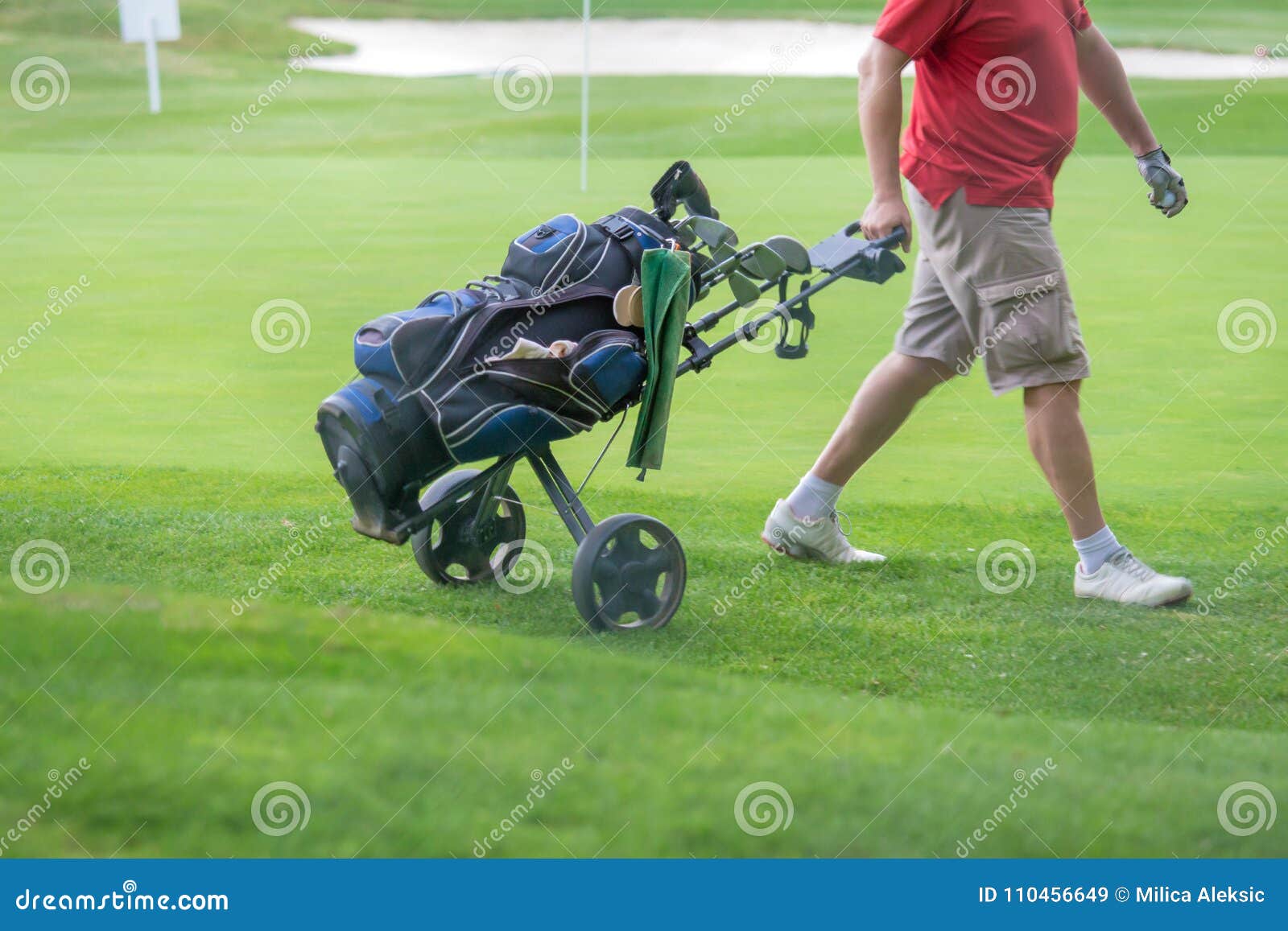Man Pull Golf Bag on Trundler Stock Image - Image of lifestyle, nature ...