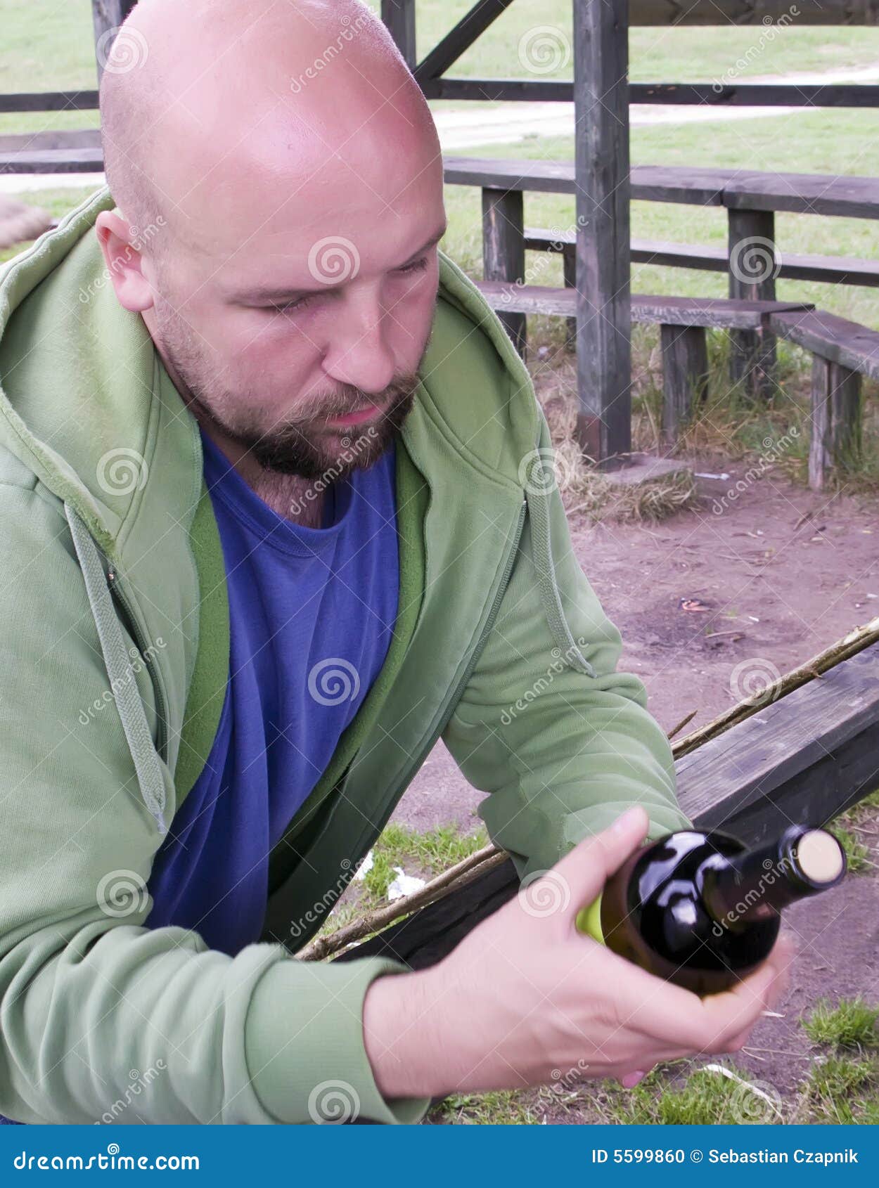 Man reading wine label stock photo. Image of reads, right - 5599860
