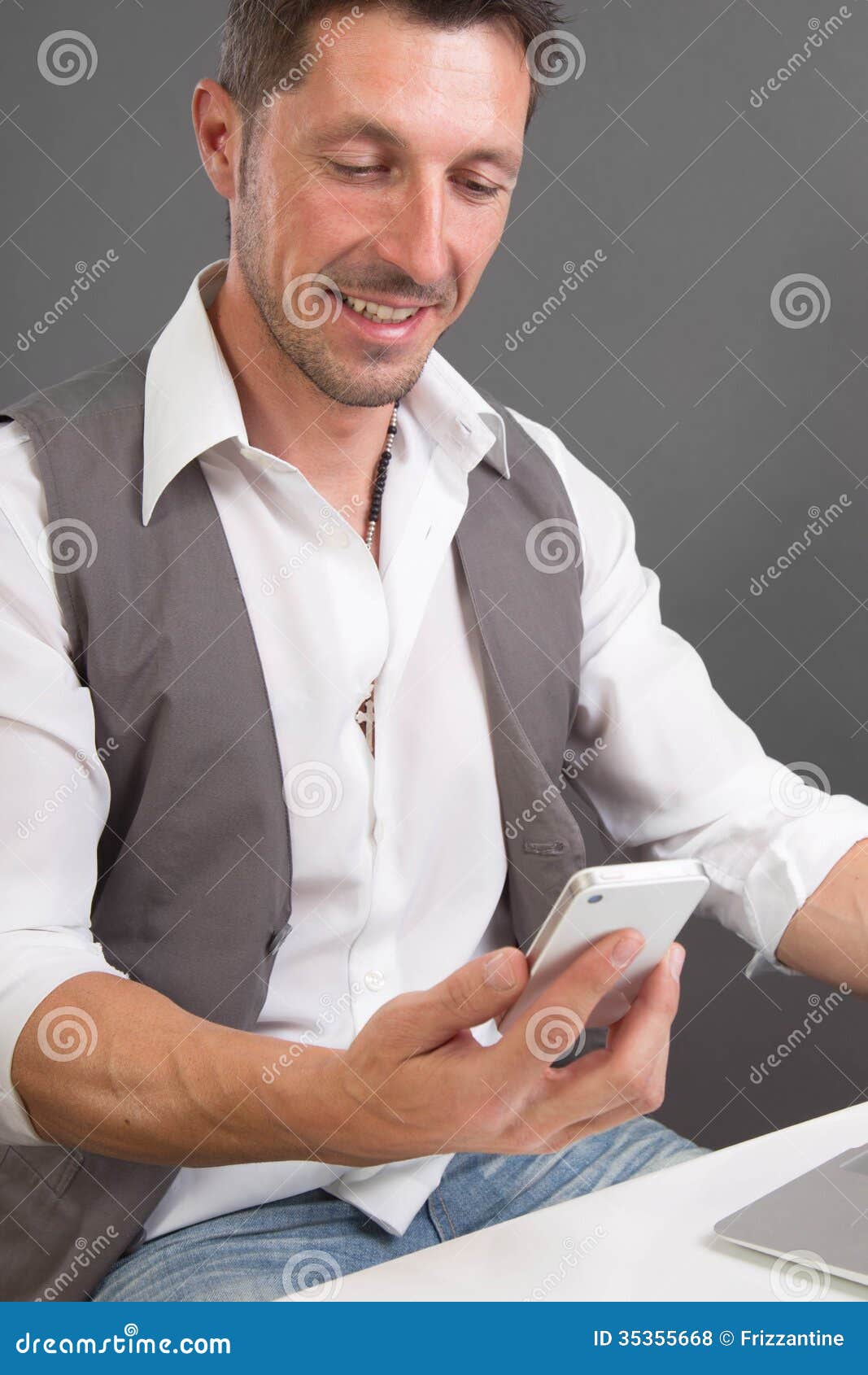 Man recieving message stock photo. Image of read, computer - 35355668