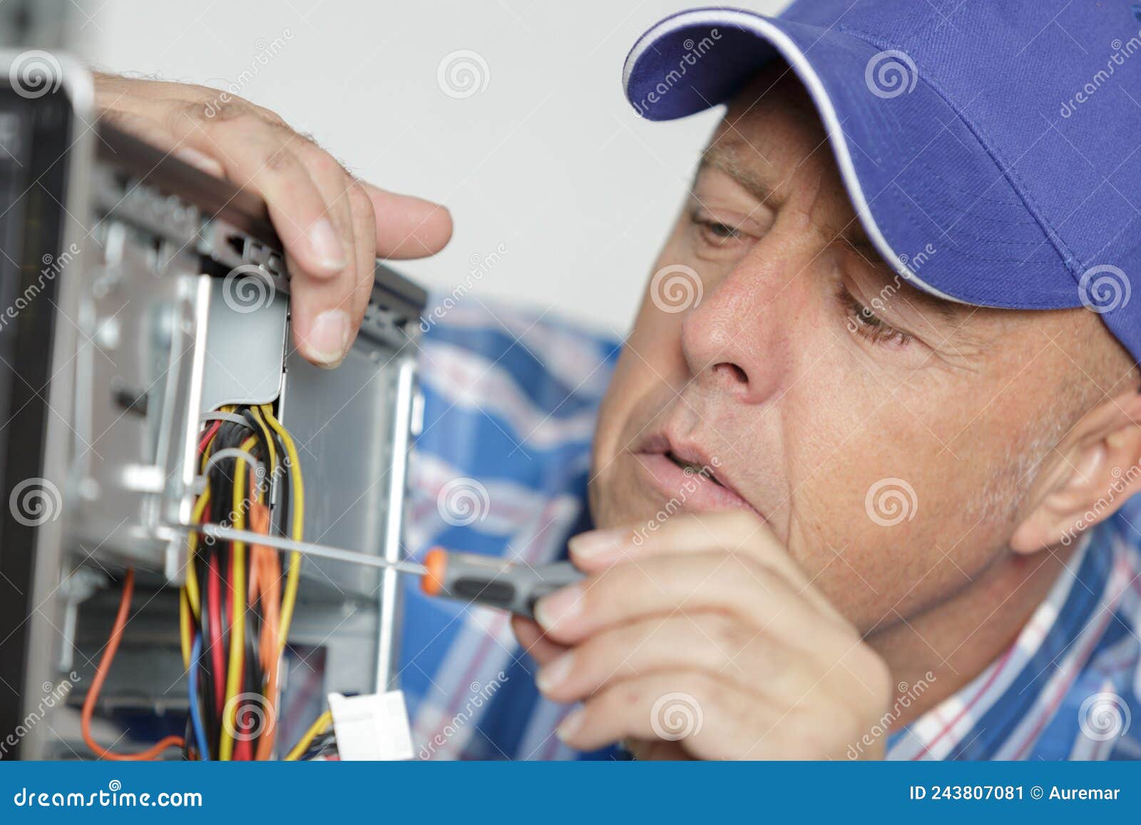 Man repairing broken pc stock image. Image of desktop - 243807081