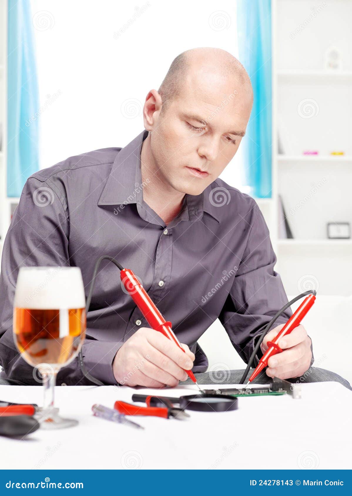 Man Repairing an Electronic Device Stock Image - Image of cable ...