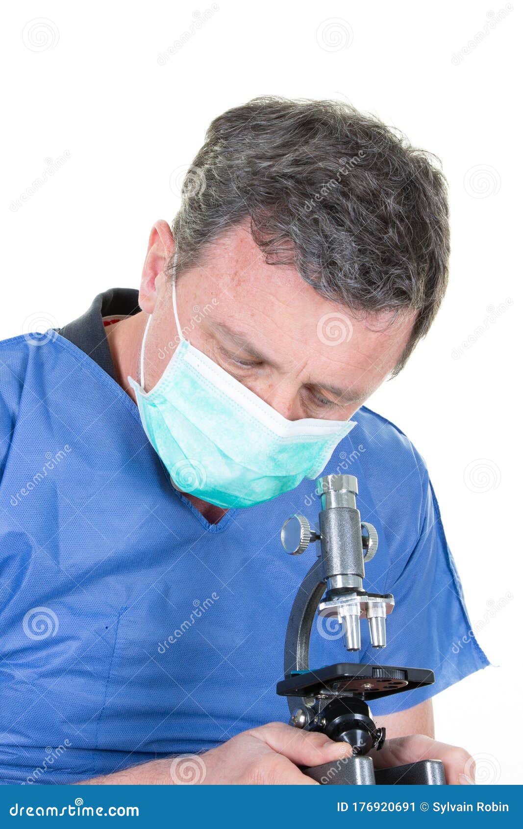 Man Research Scientist Analysis And Sampling Of Coronavirus Under The ...