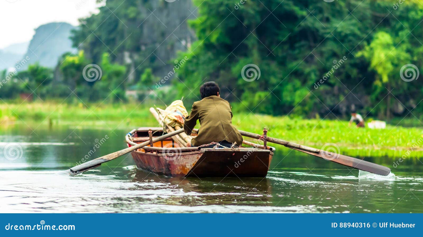 Man in Rowing Boat by Nin Binh in Vietnam Editorial Photo - Image of ...