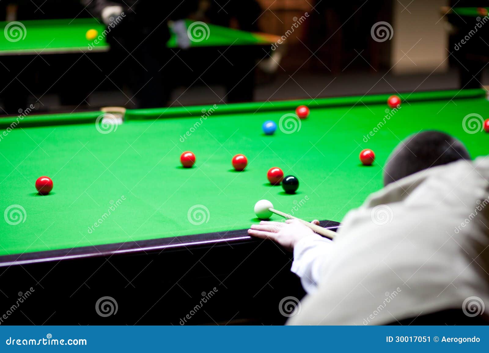 Man playing snooker stock image. Image of balls, black - 30017051