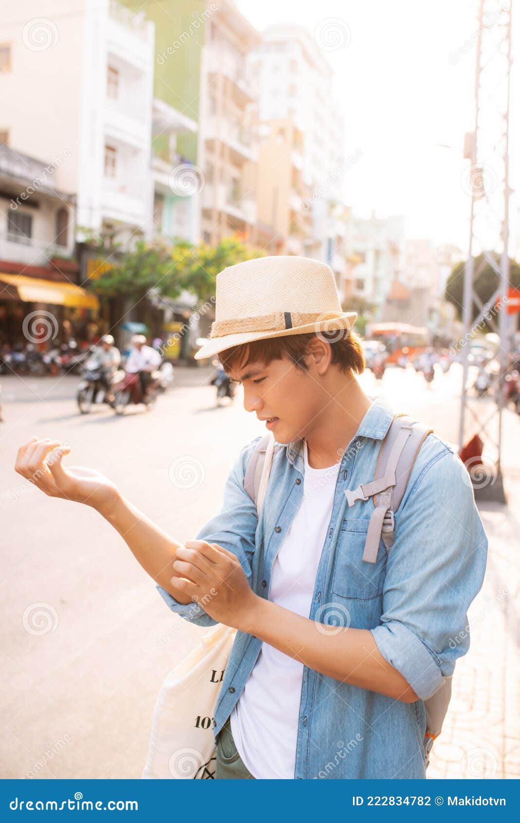 Man Scratching His Itchy Skin Stock Photo - Image of irritation, pollen ...