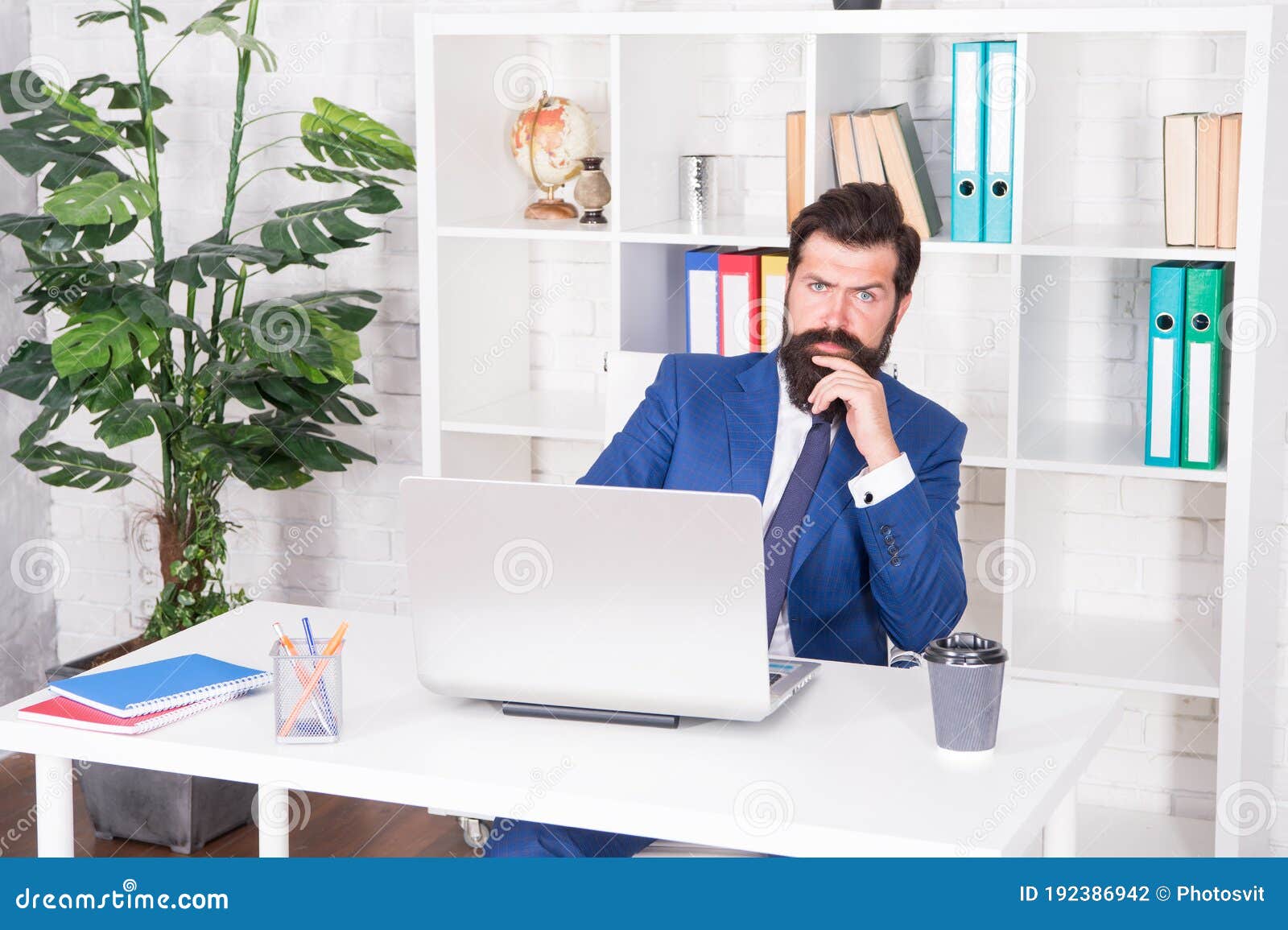 Man Serious Accountant in Office Online Business Laptop, Solving ...