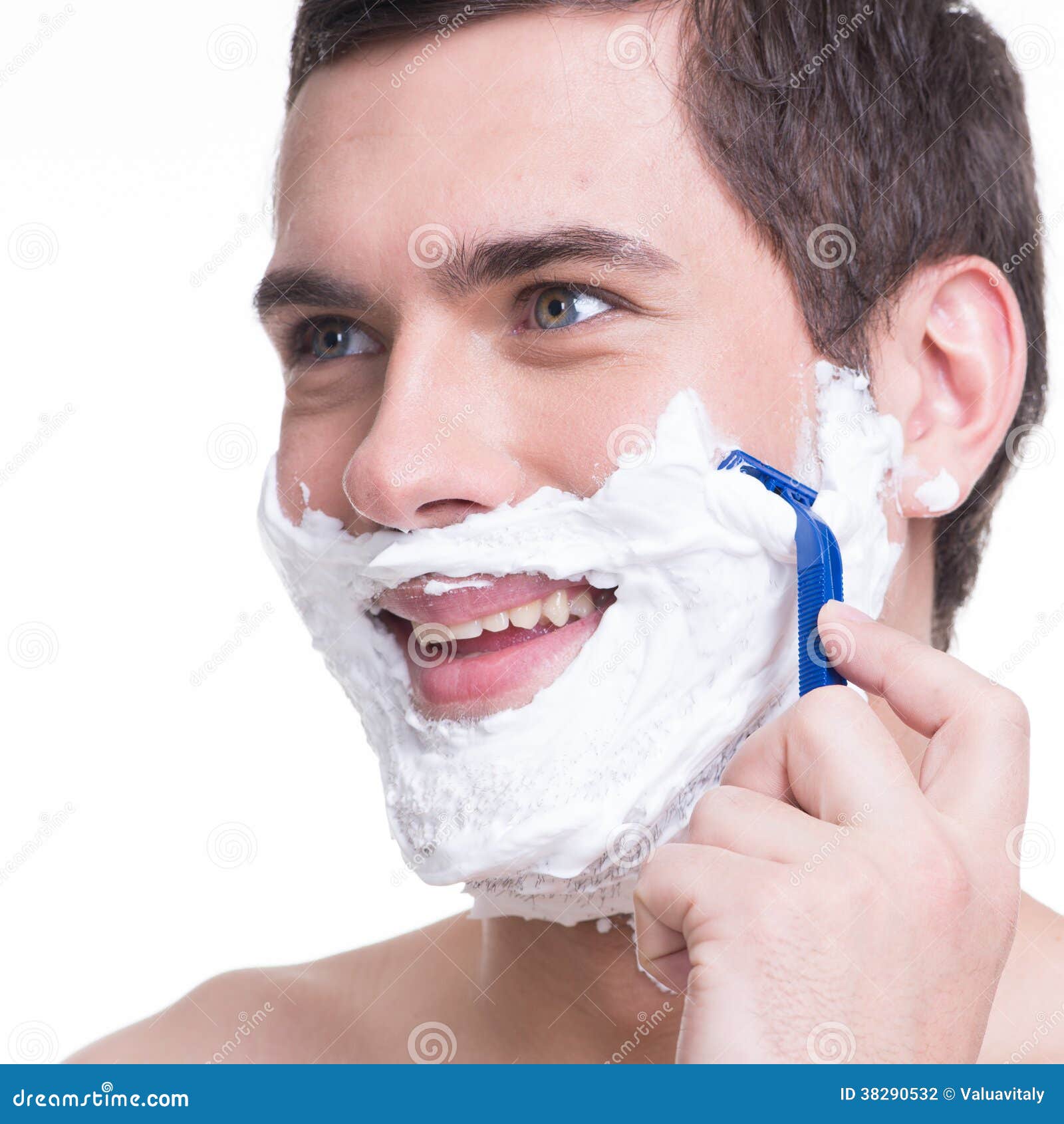 Man Shaving The Beard With The Razor Stock Photo - Image: 38290532 Man Shaving The Beard With The Razor Stock Photo - Image: 38290532