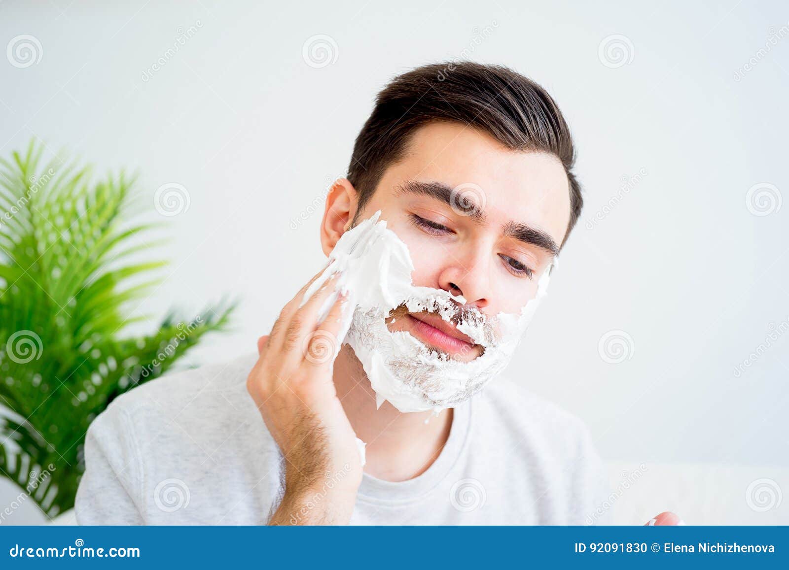 Man shaving his beard stock photo. Image of clean, hygiene - 92091830