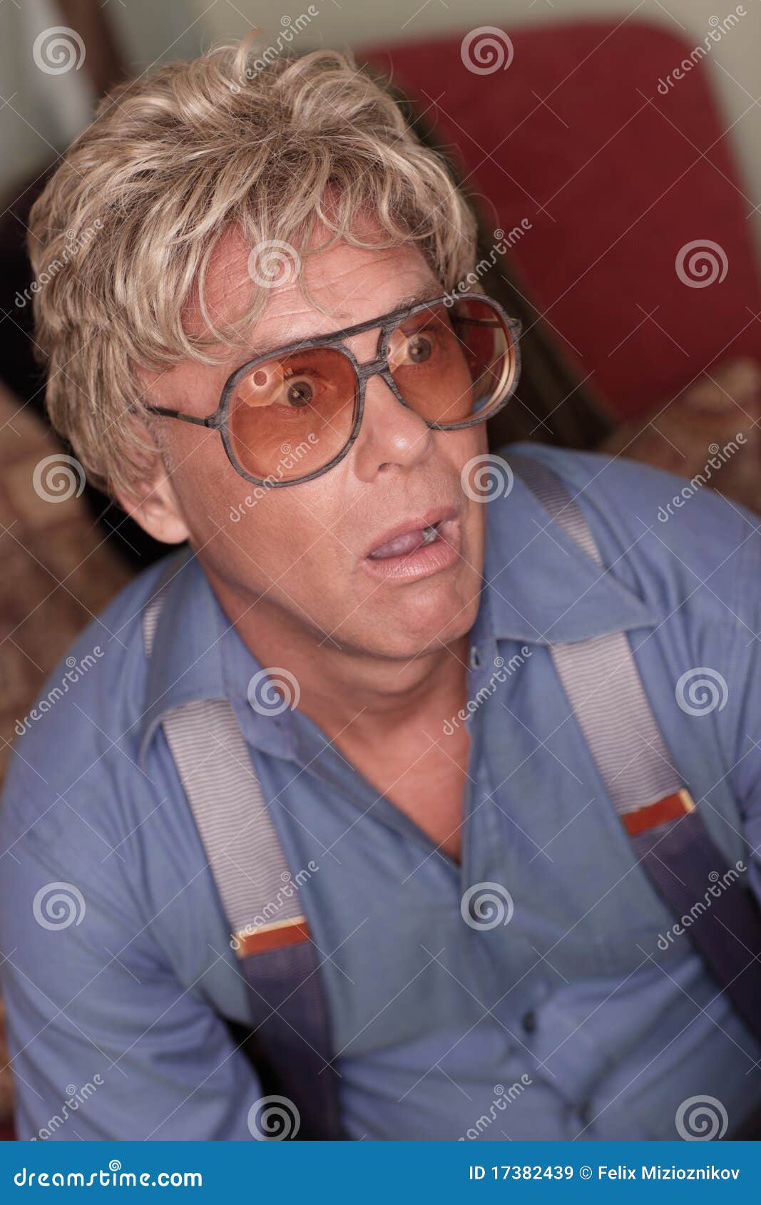 Man in shock stock image. Image of portrait, head, reading - 17382439