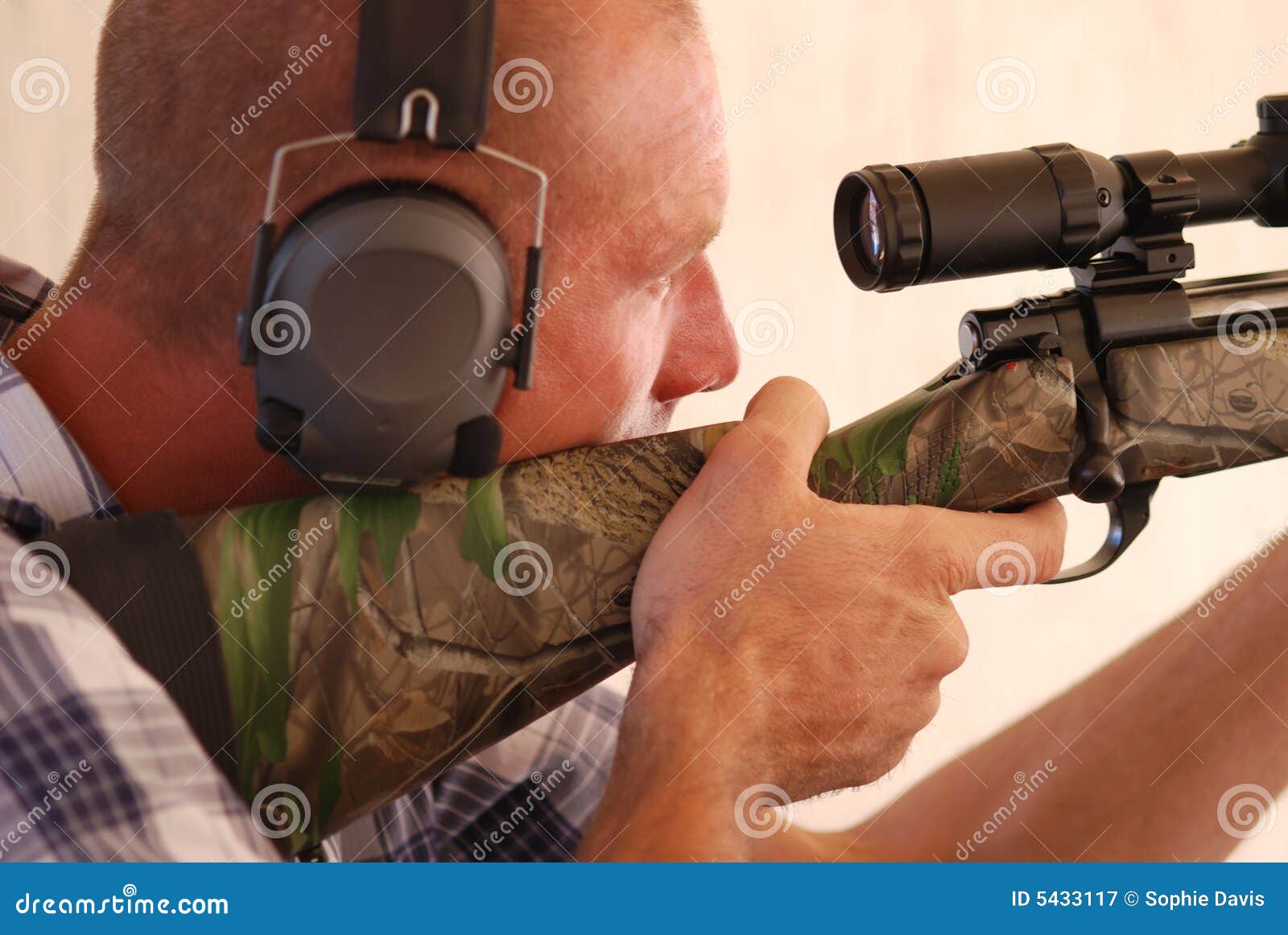 Man shooting rifle. stock image. Image of danger, loud - 5433117