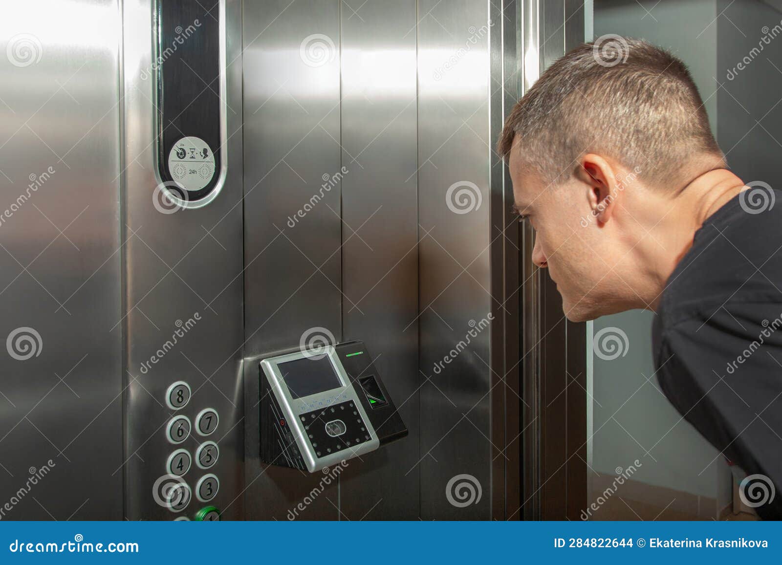 Face Reader Lift Stock Photos - Free & Royalty-Free Stock Photos from ...