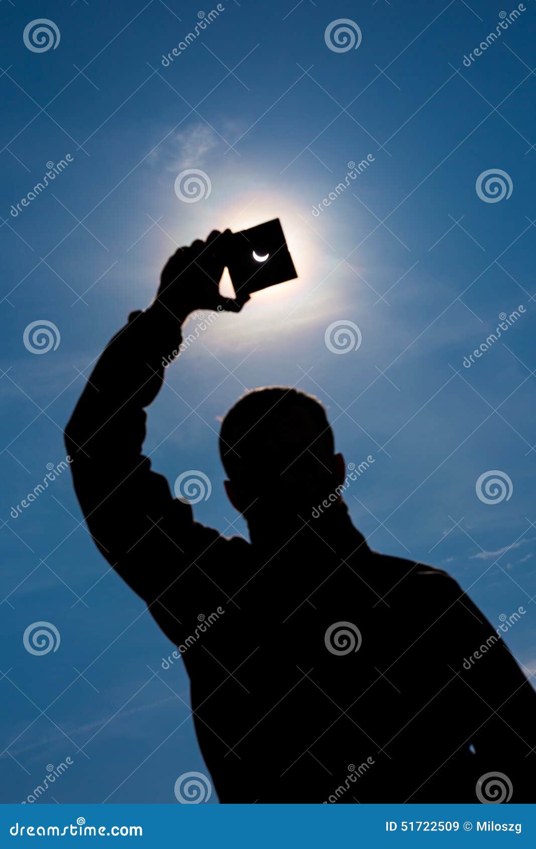 Man shows sun eclipse stock image. Image of light, black - 51722509