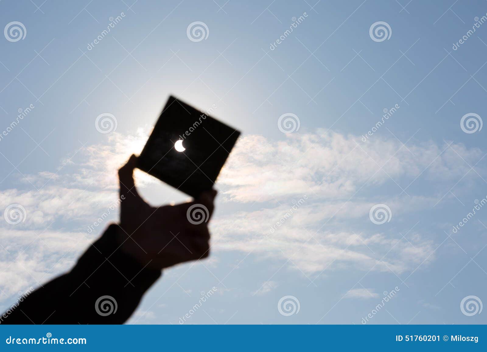 Man shows sun eclipse stock image. Image of europe, hand - 51760201