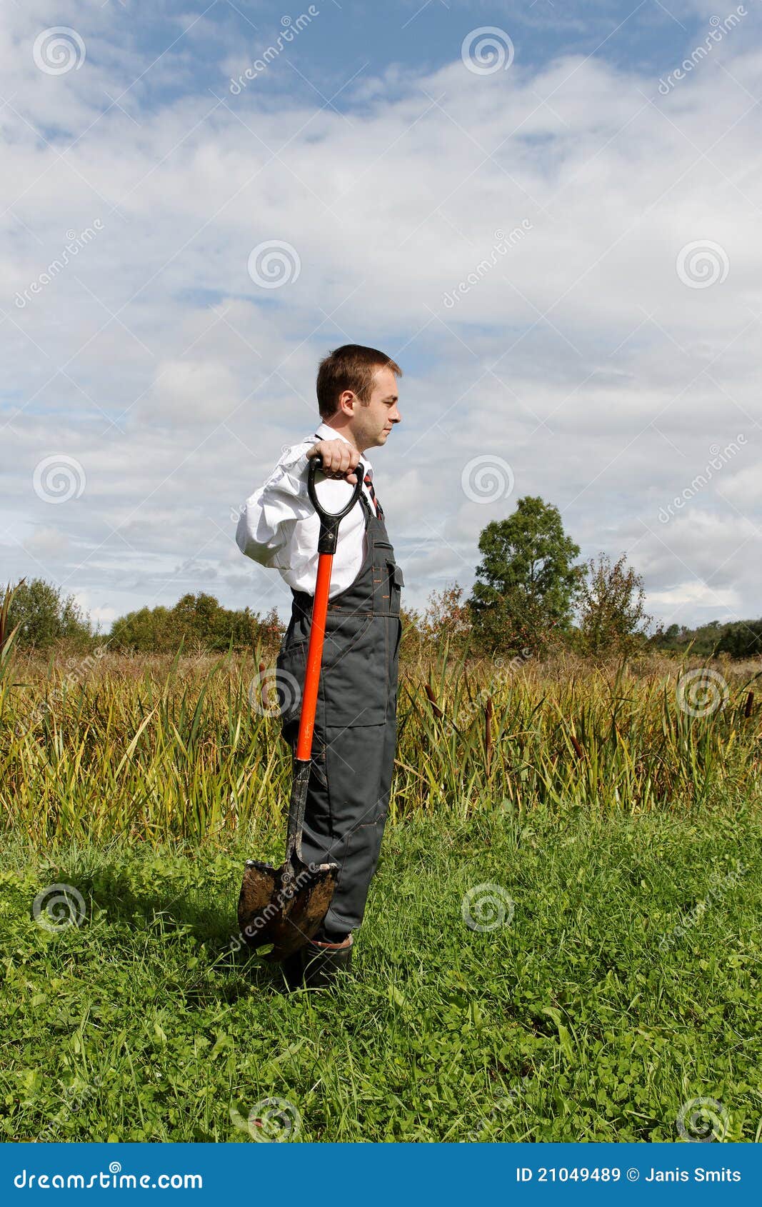 Man and spade. stock image. Image of denim, digger, gardener - 21049489