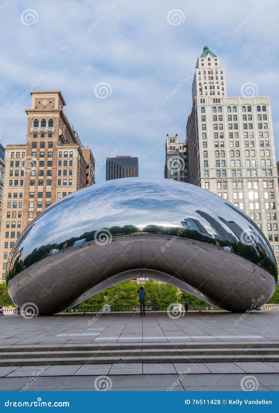Man Standing Under Cloud Gate in Chicago Editorial Stock Photo - Image ...