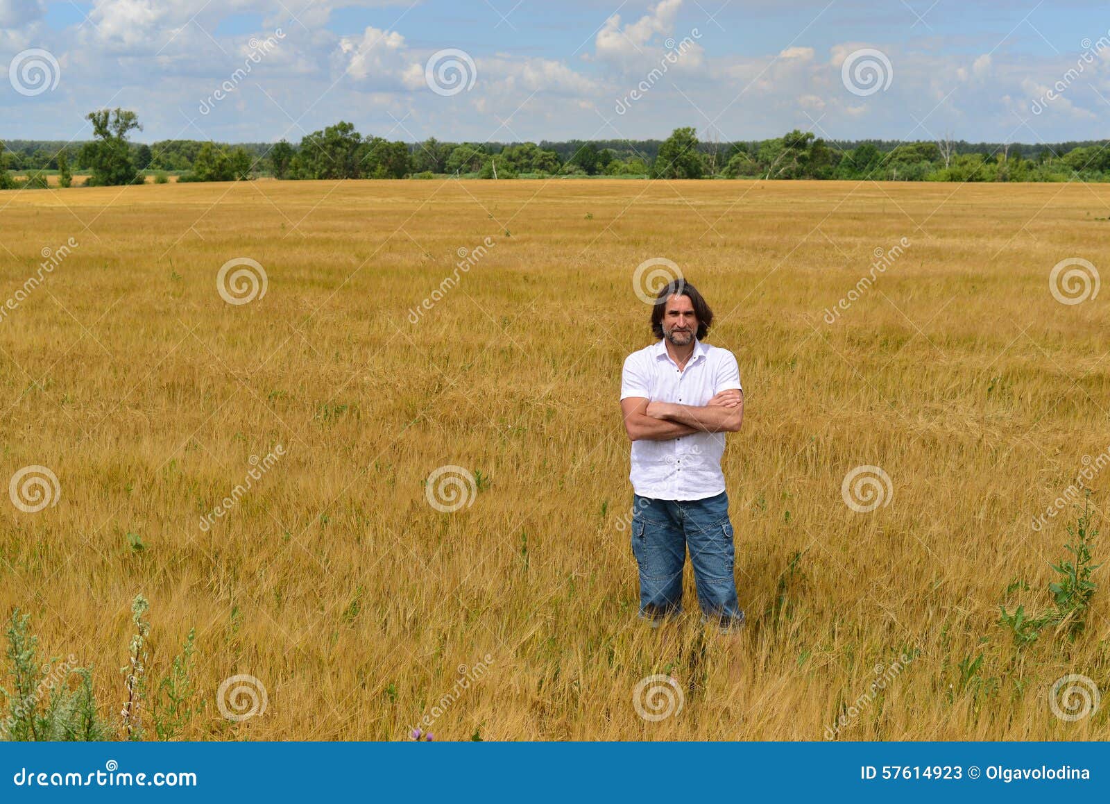 Man Stands on the Rye Field Stock Image - Image of middle, wheat: 57614923