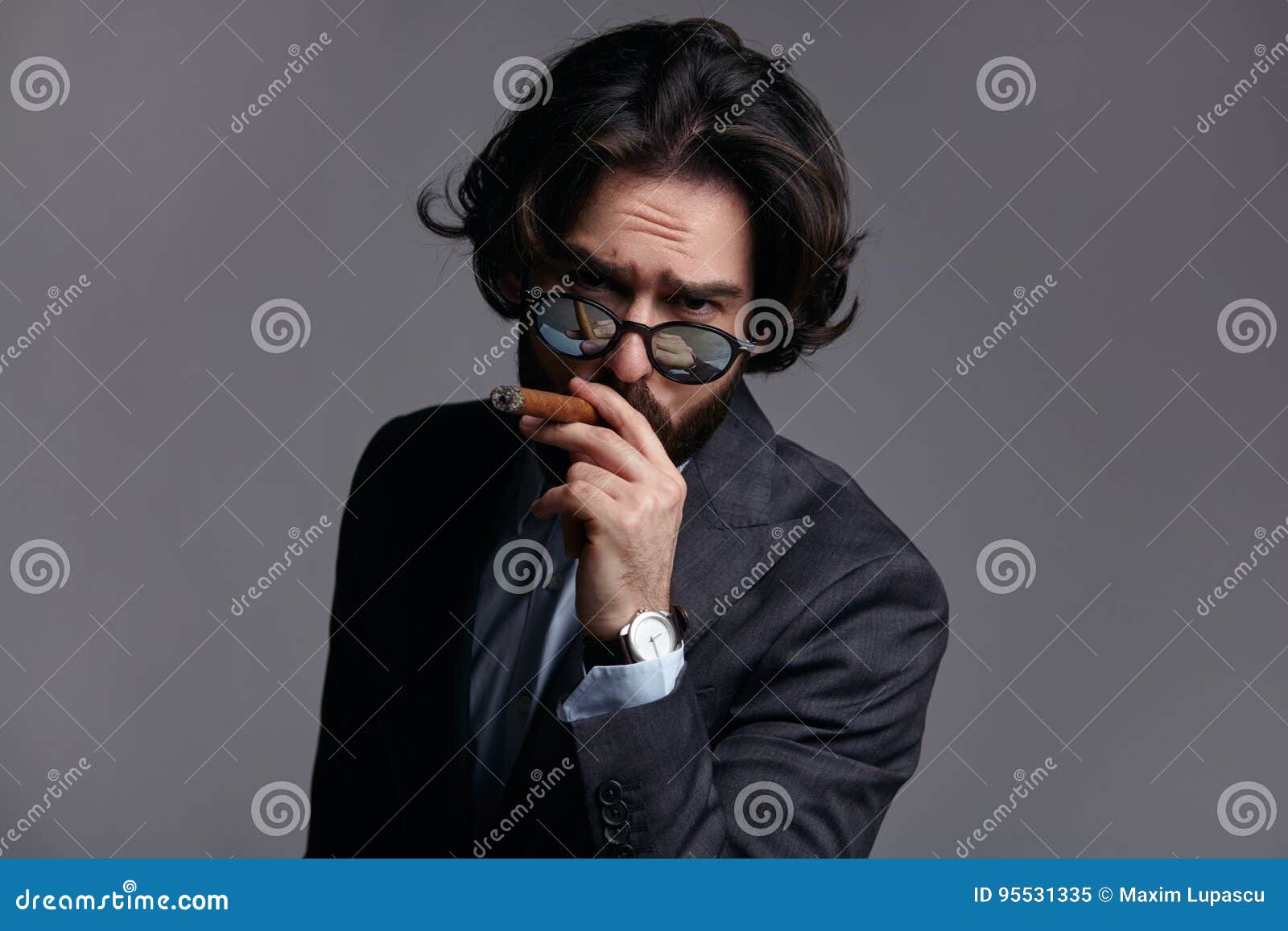 Man in suit smoking cigar stock image. Image of leisure - 95531335