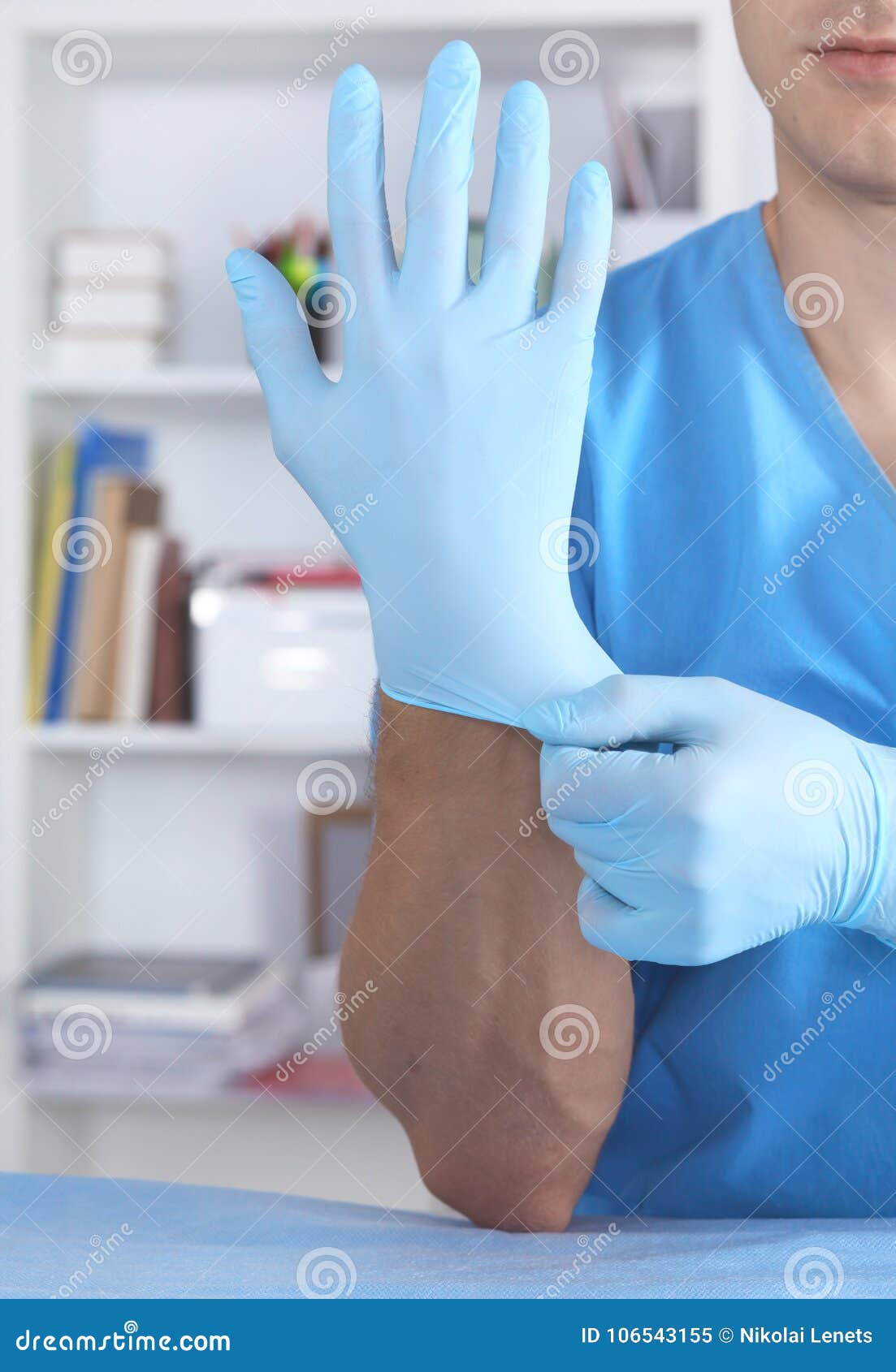Man Surgeon Holds a Scalpel in an Operating Room Stock Image - Image of ...