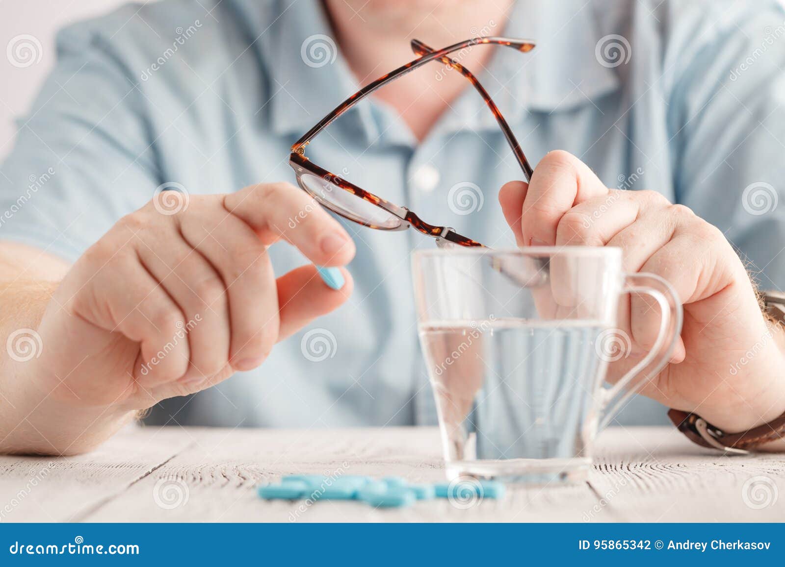 Man Taking Drugs Stock Images - Download 1,085 Royalty Free Photos