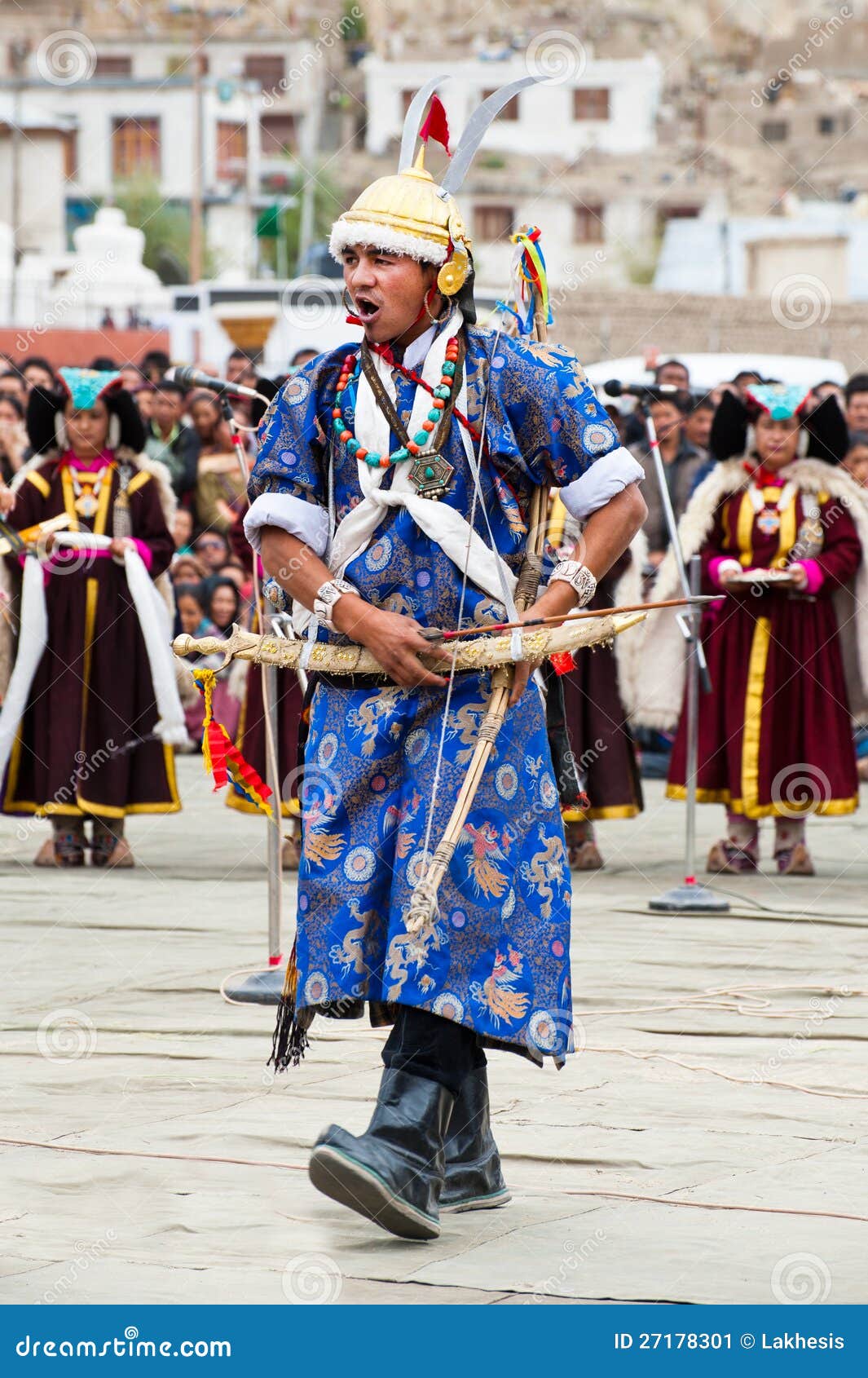 Man in Tibetan Clothes Performing Folk Dance Editorial Photo - Image of ...