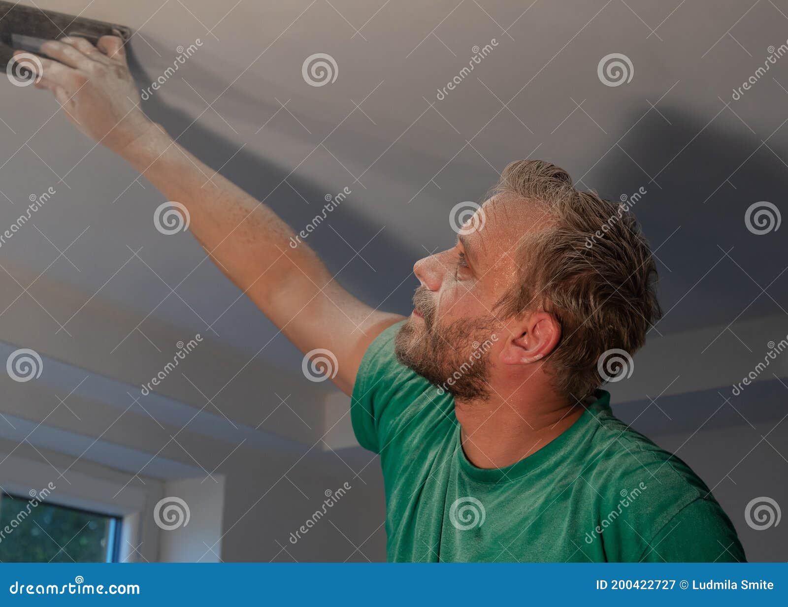 Leveling Of The Ceiling With Plaster Using Beacons Royalty-Free Stock ...