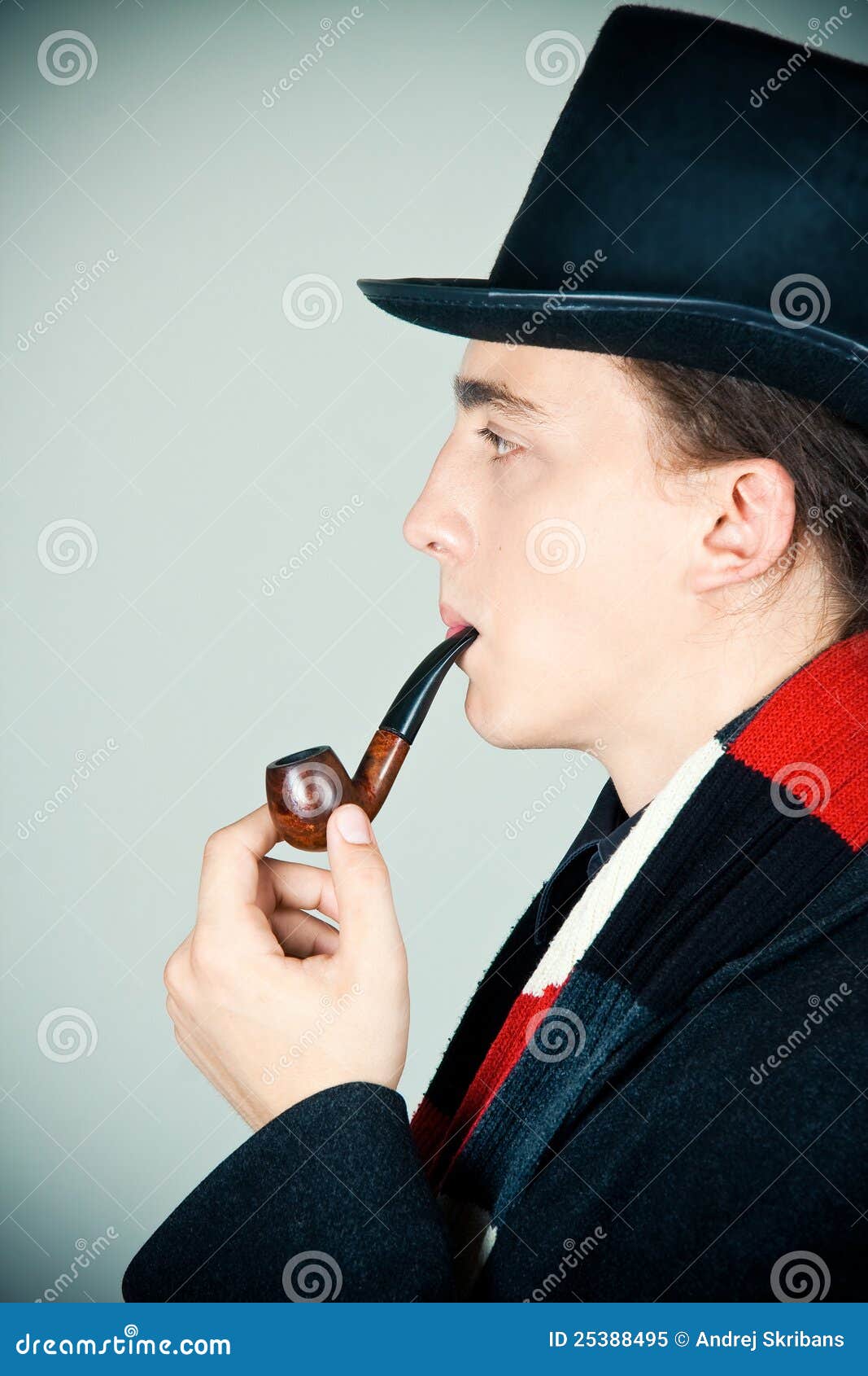 Man in Top Hat Smoking a Pipe Stock Image - Image of looking, fashion ...