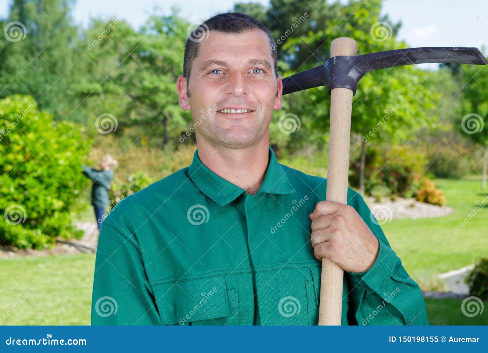 Man Using Spade for Old Lawn Digging Stock Image - Image of green, soil ...