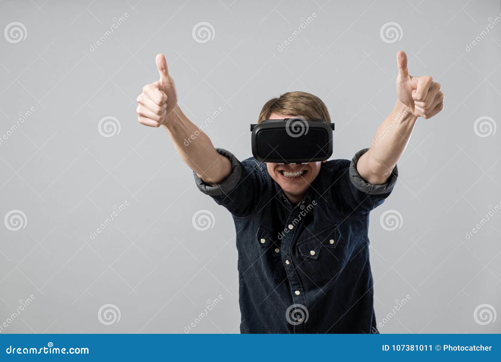 Man in virtual reality stock image. Image of gray, point - 107381011