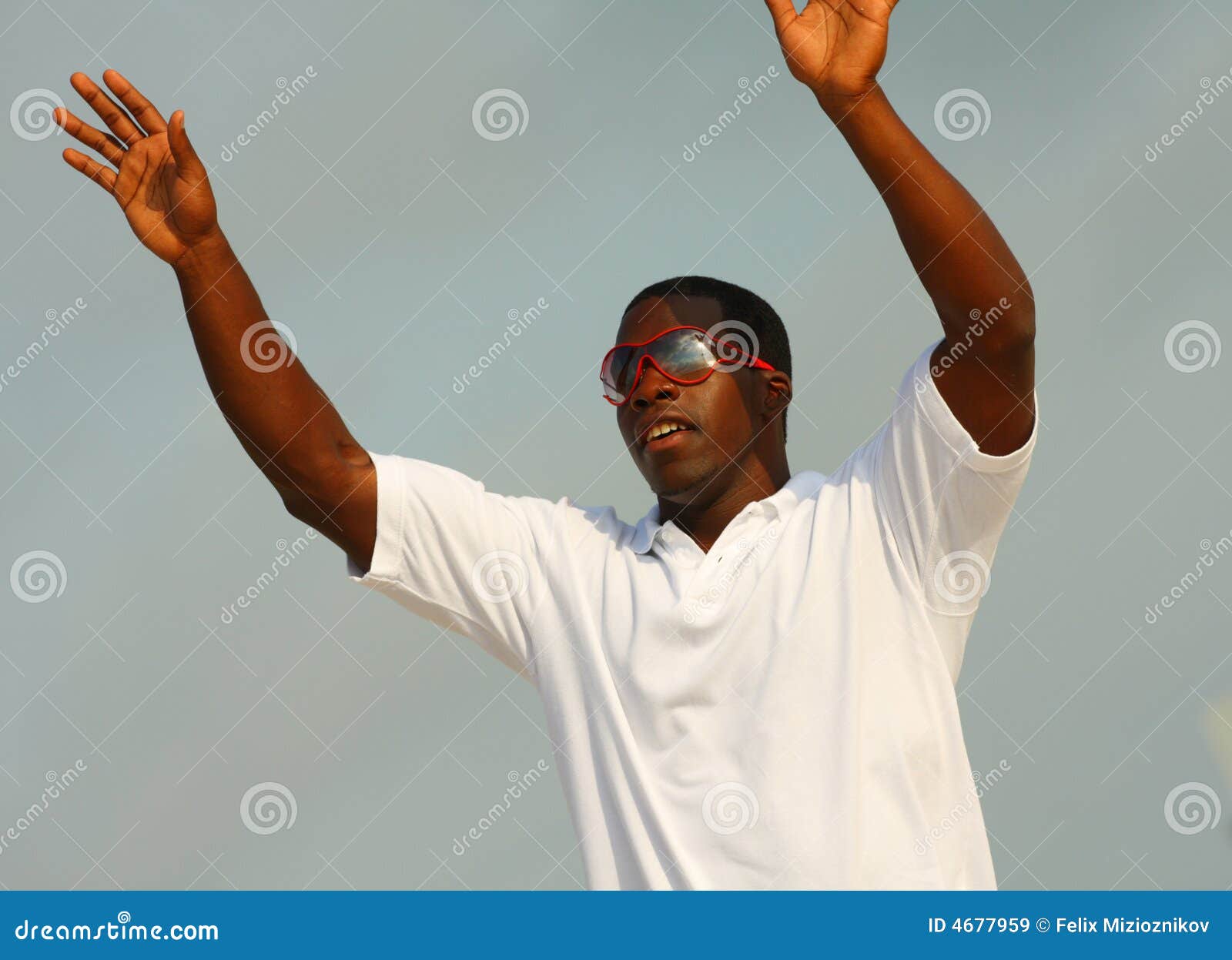 Man Waiving Picture. Image: 4677959