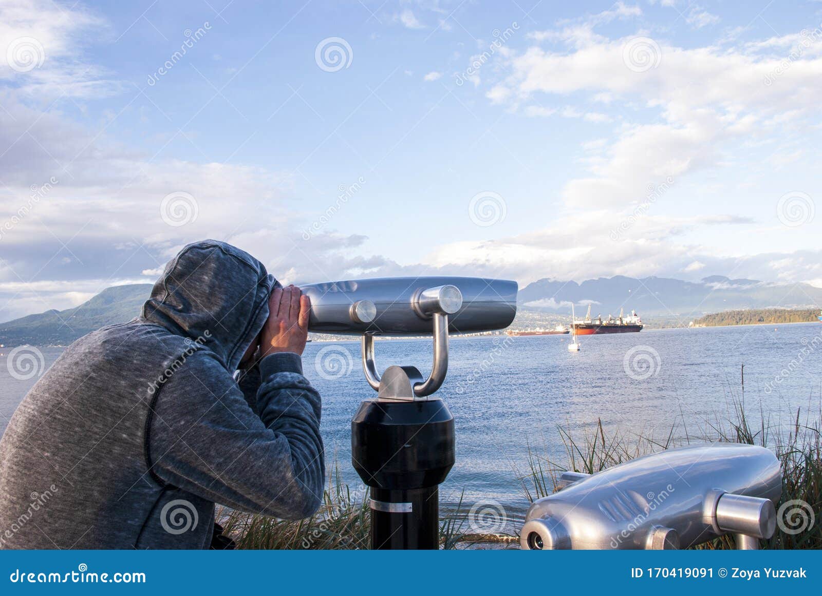 Man watching sights stock illustration. Illustration of observe - 170419091