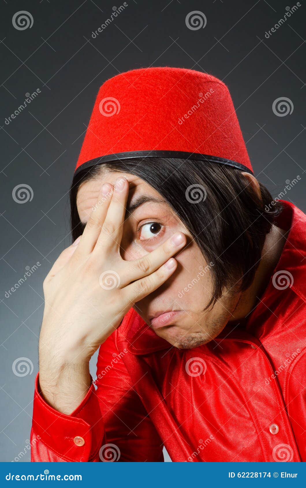 The Man Wearing Red Fez Hat Stock Photo - Image of religion, race: 62228174
