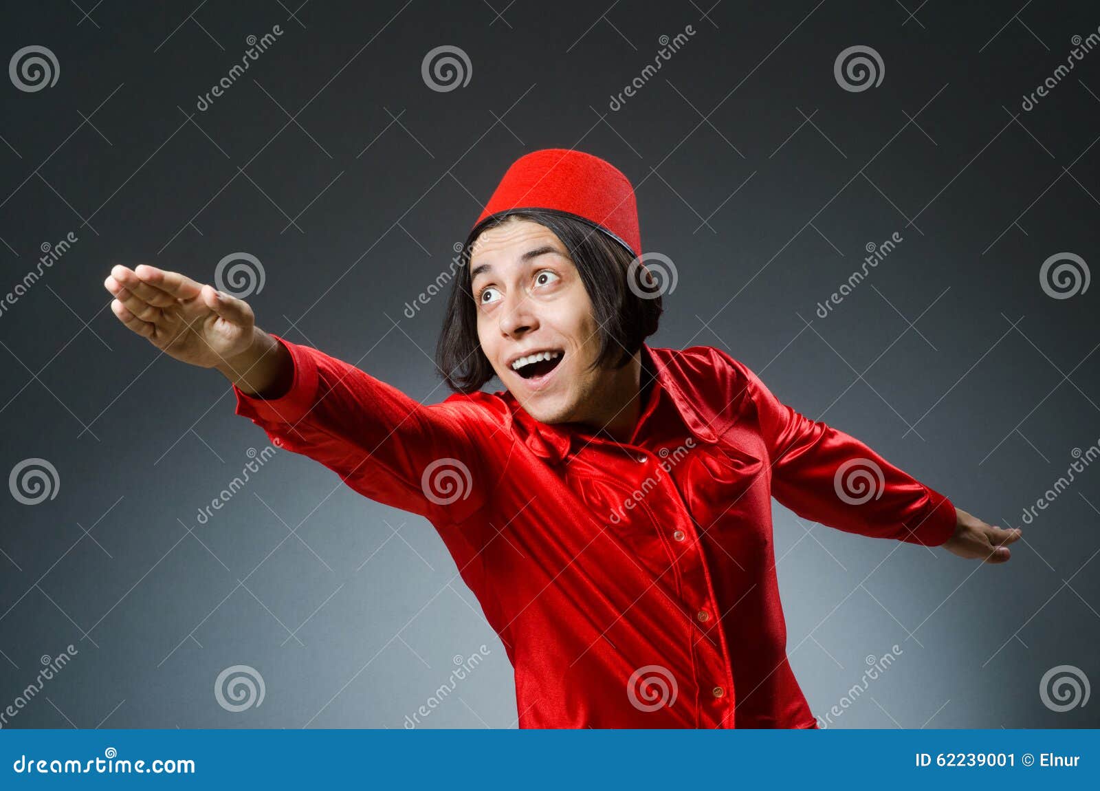 The Man Wearing Red Fez Hat Stock Image - Image of arab, religion: 62239001