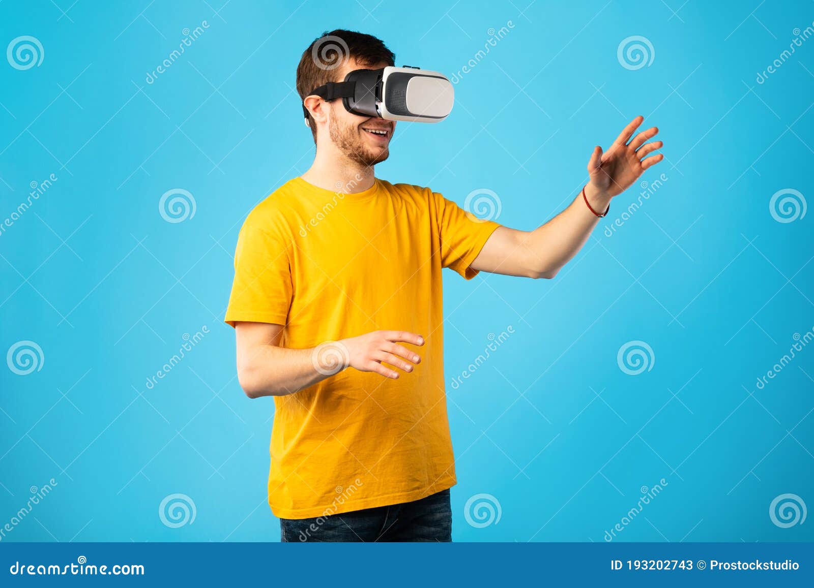 Man Wearing Virtual Reality Goggles at the Studio Stock Image - Image ...