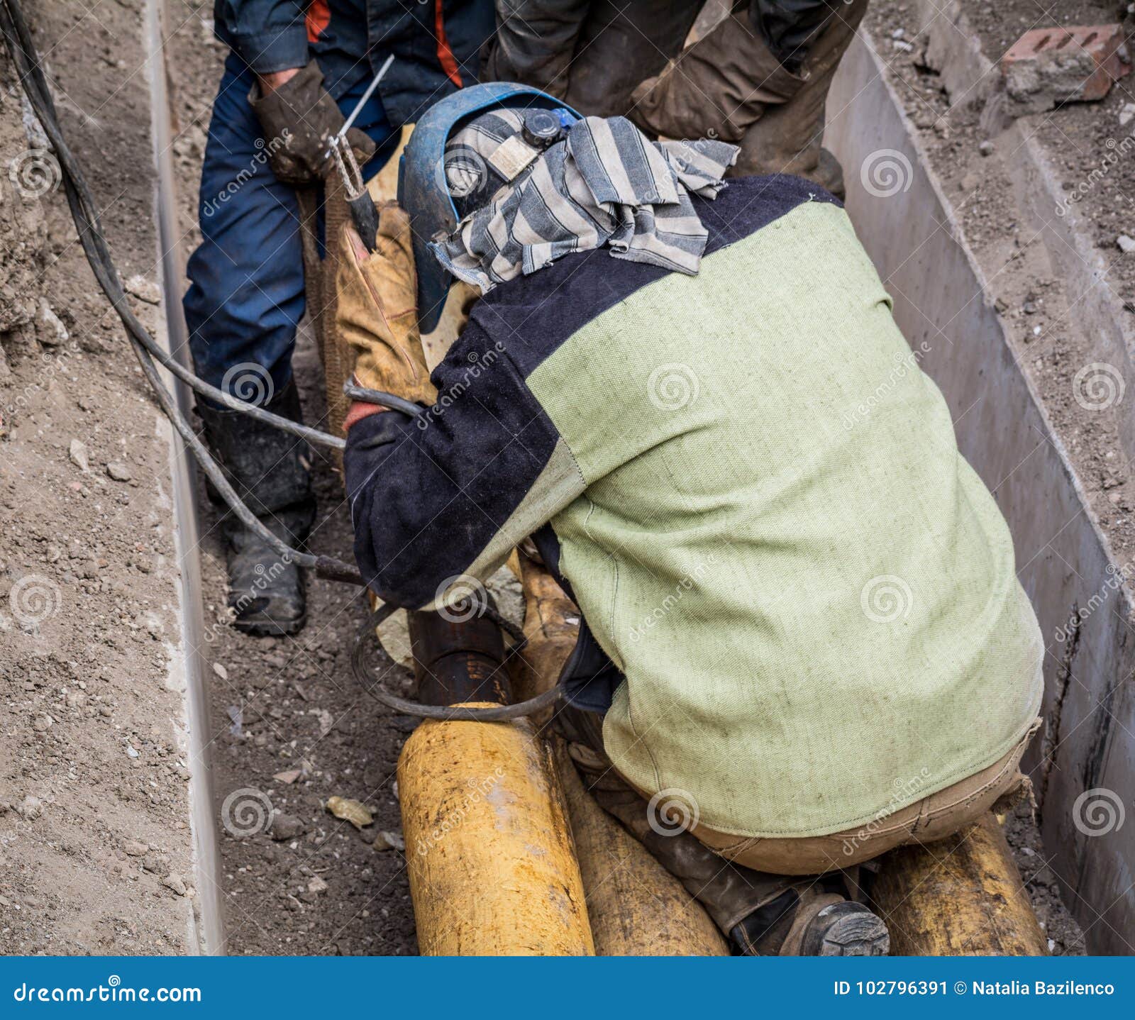 Repair the broken pipe stock image. Image of electricity - 102796391
