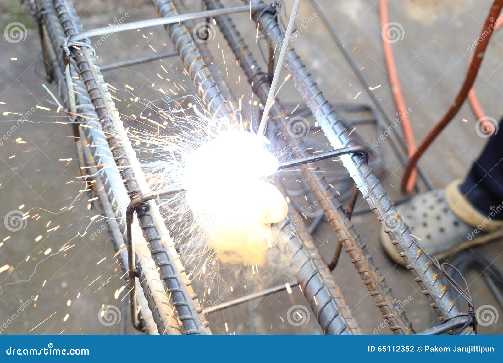 Man is Welding Beam Stirrups Stock Photo - Image of building, worker ...