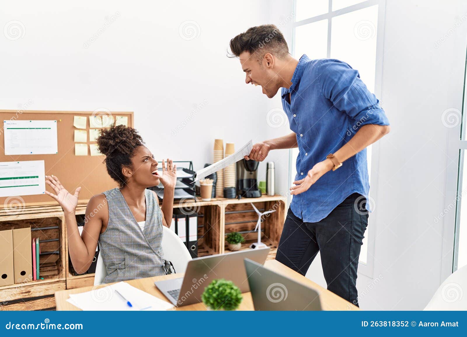 Man and Woman Business Workers Arguing at Office Stock Photo - Image of ...