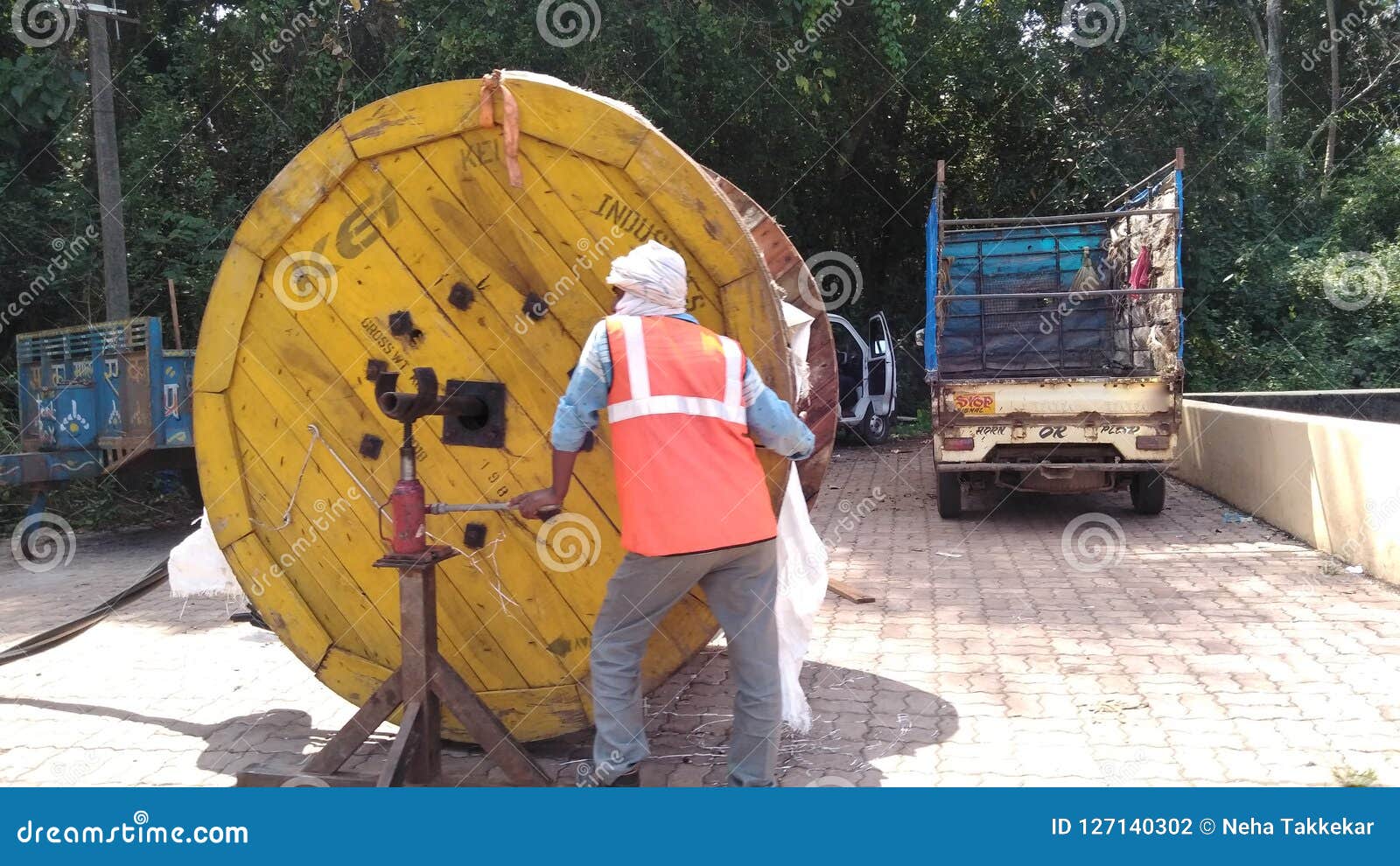 Man at Work Fixing the Cables Editorial Photography - Image of work ...
