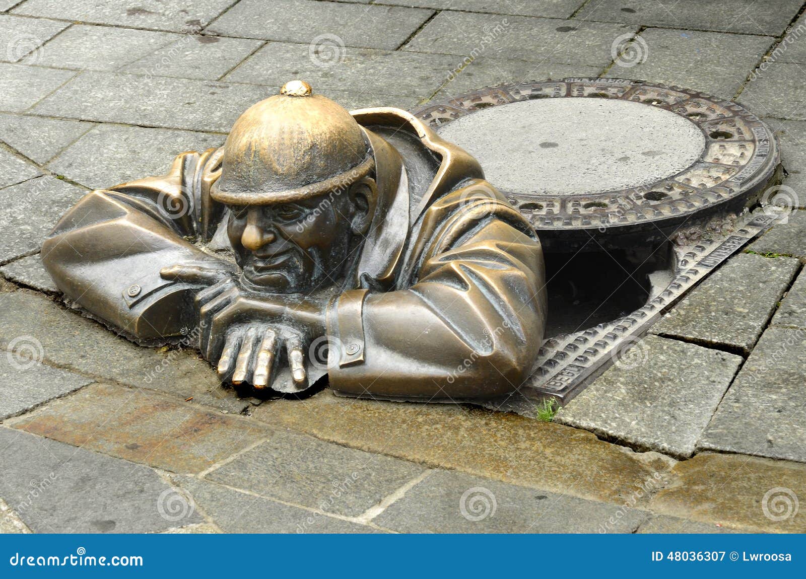 Man at Work Statue editorial photography. Image of travel - 48036307